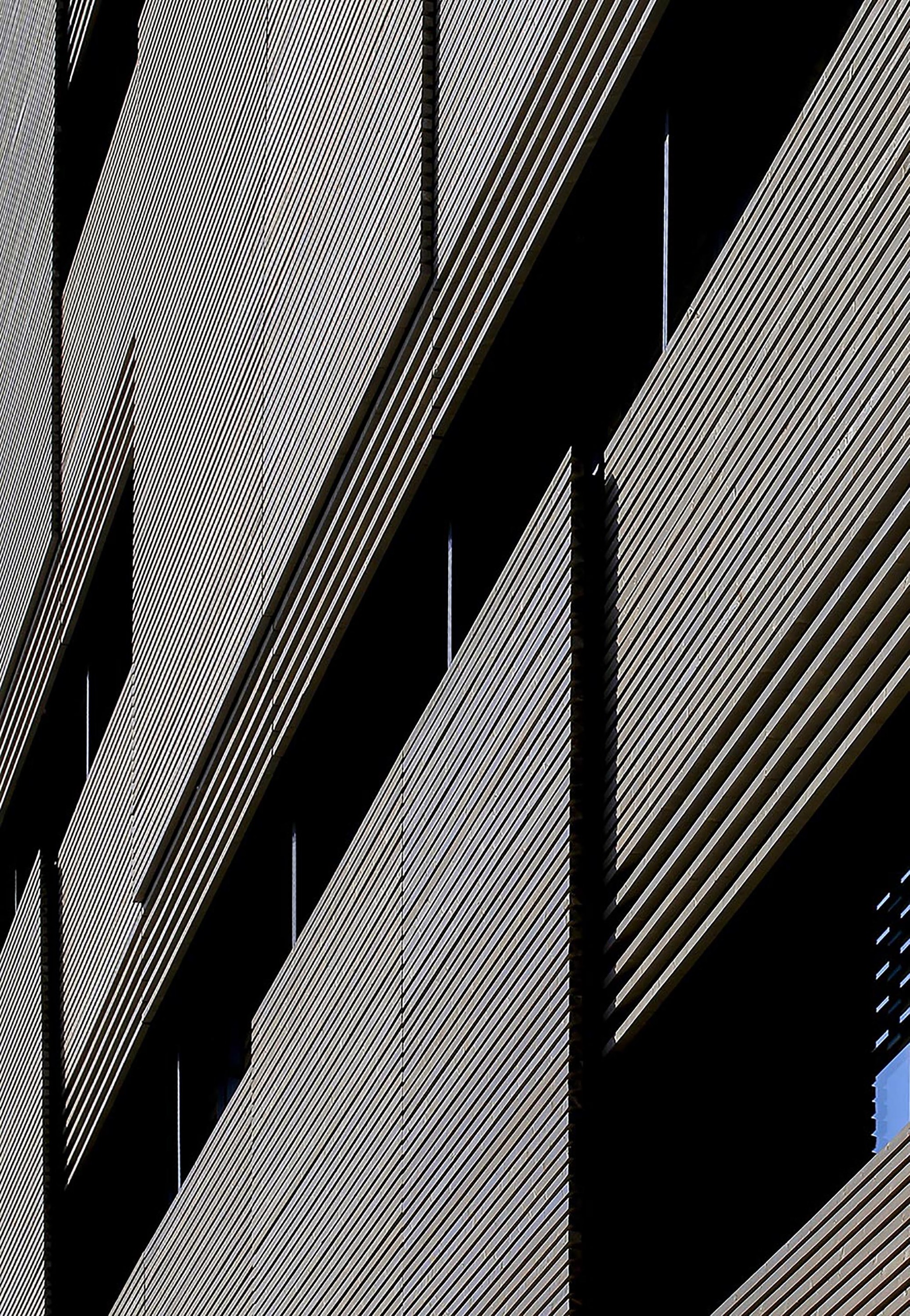 Gallery of Block 32 / Tectoniques - 8