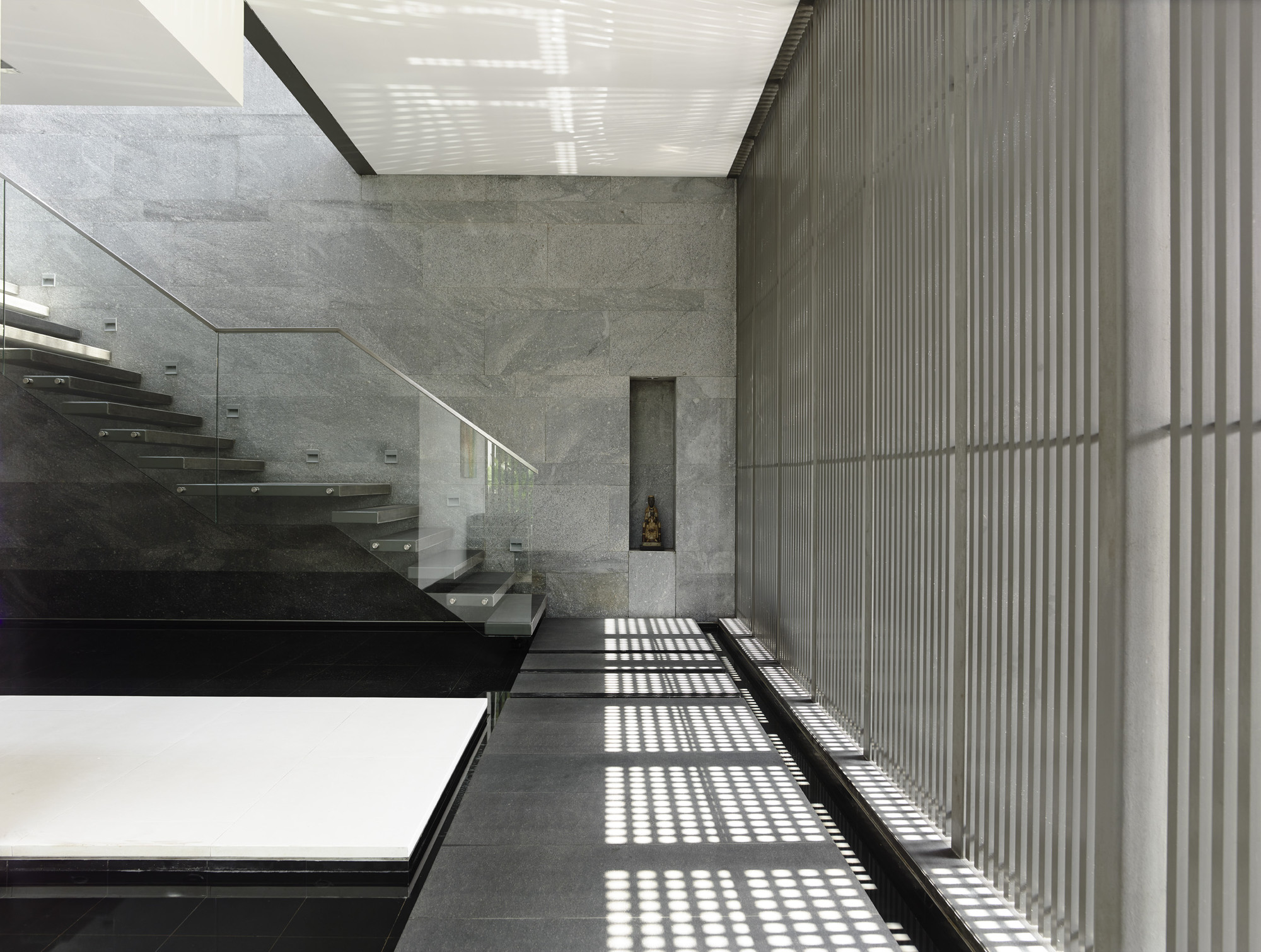 Galeria de Casa na Av. Faber / Hyla Architects - 8