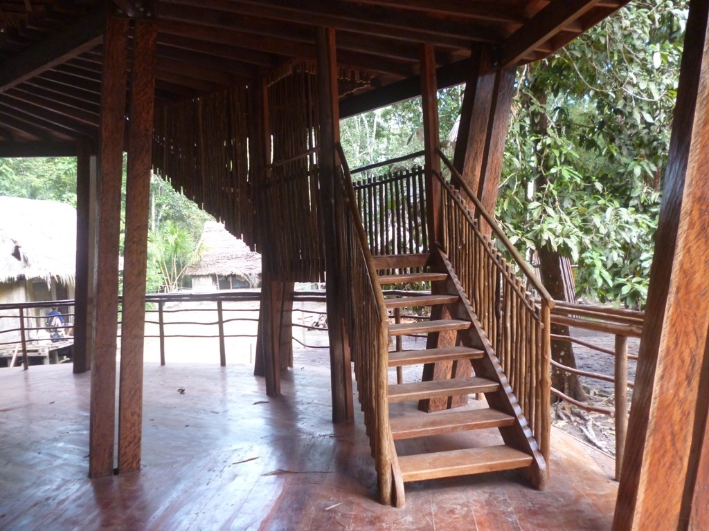 Galería de Treehouse Lodge: Imponentes estructuras de madera para ...