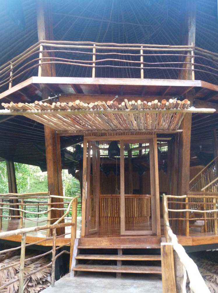 Galería de Treehouse Lodge: Imponentes estructuras de madera para ...