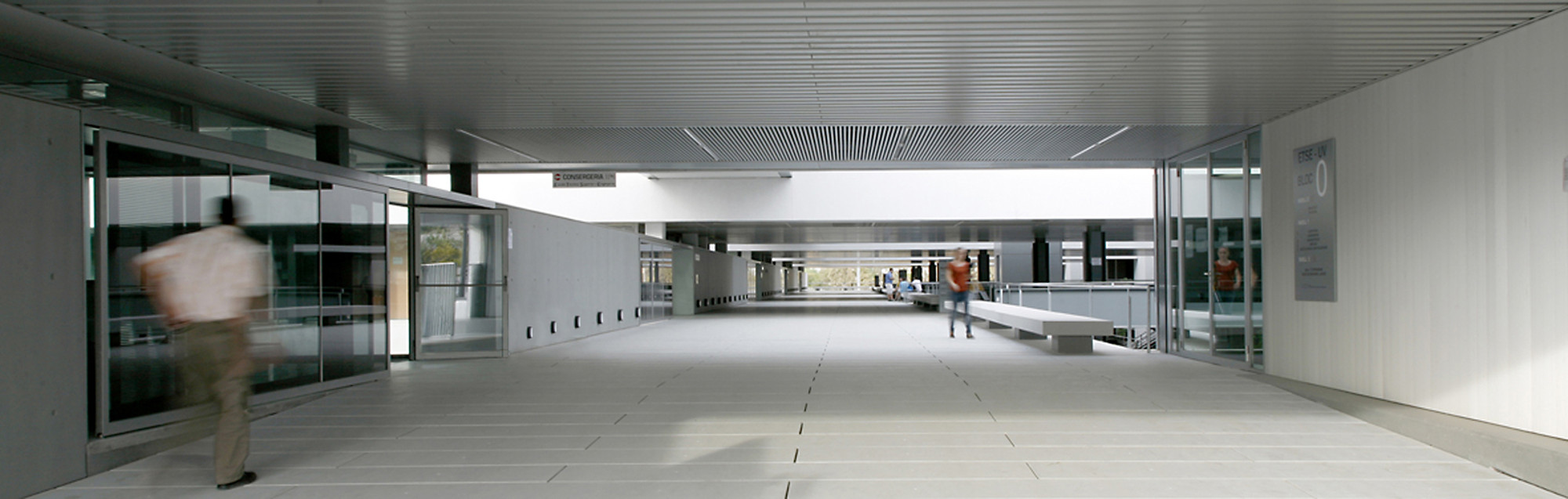 Gallery of Escuela Tecnica Superior De Ingenieria (ETSE) / Francisco ...