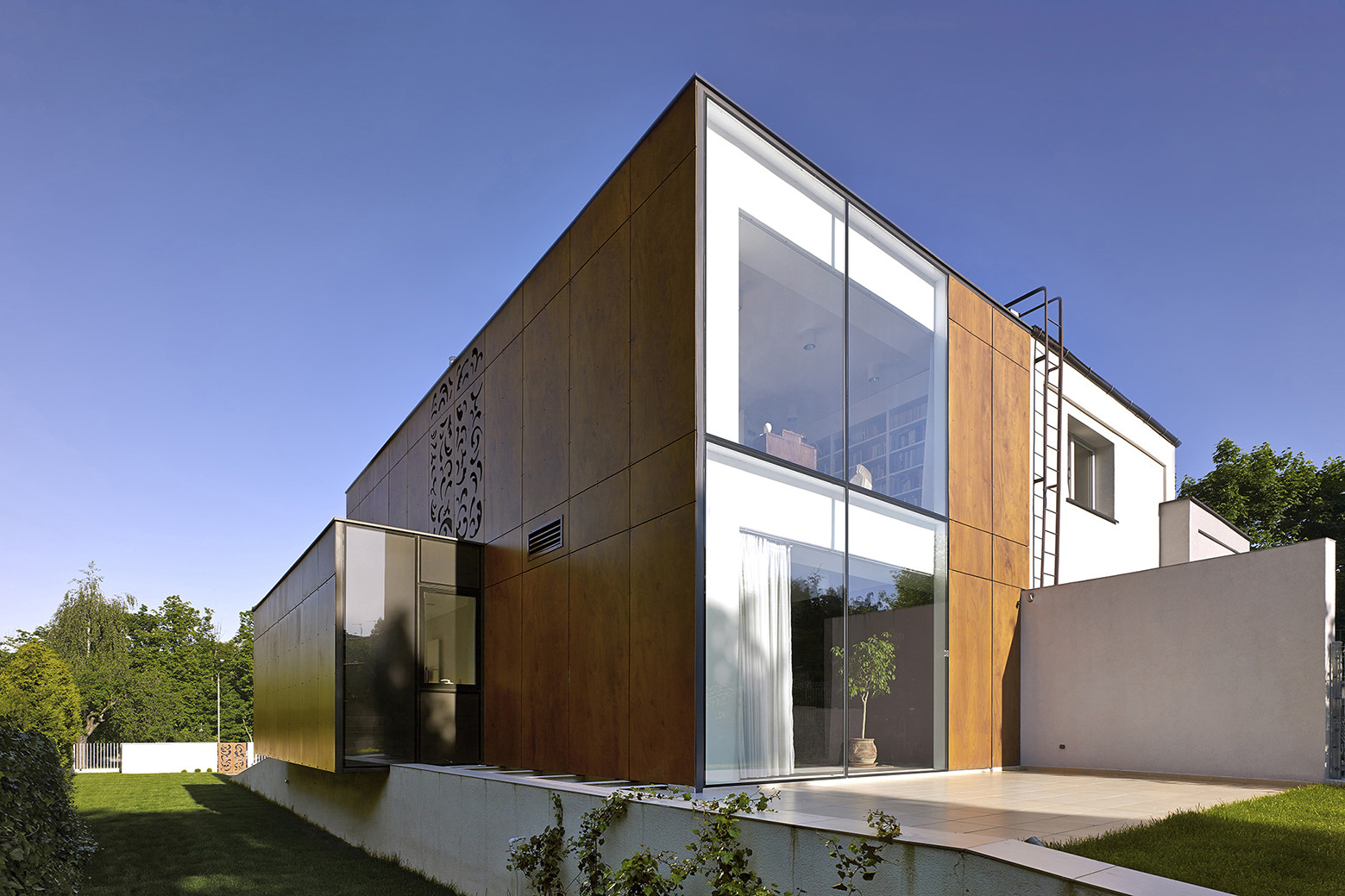 Galeria de Residência Perfurada / Piotr Kluj + Paweł Litwinowicz - 2