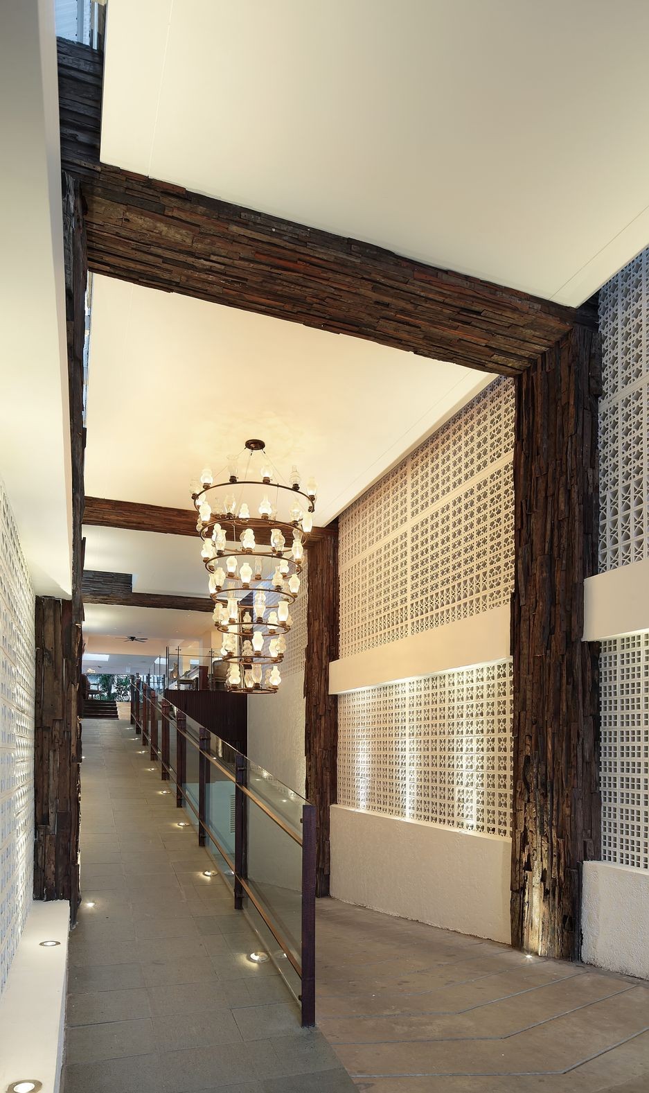 Gallery of Akmani Legian / TWS Partners - 19