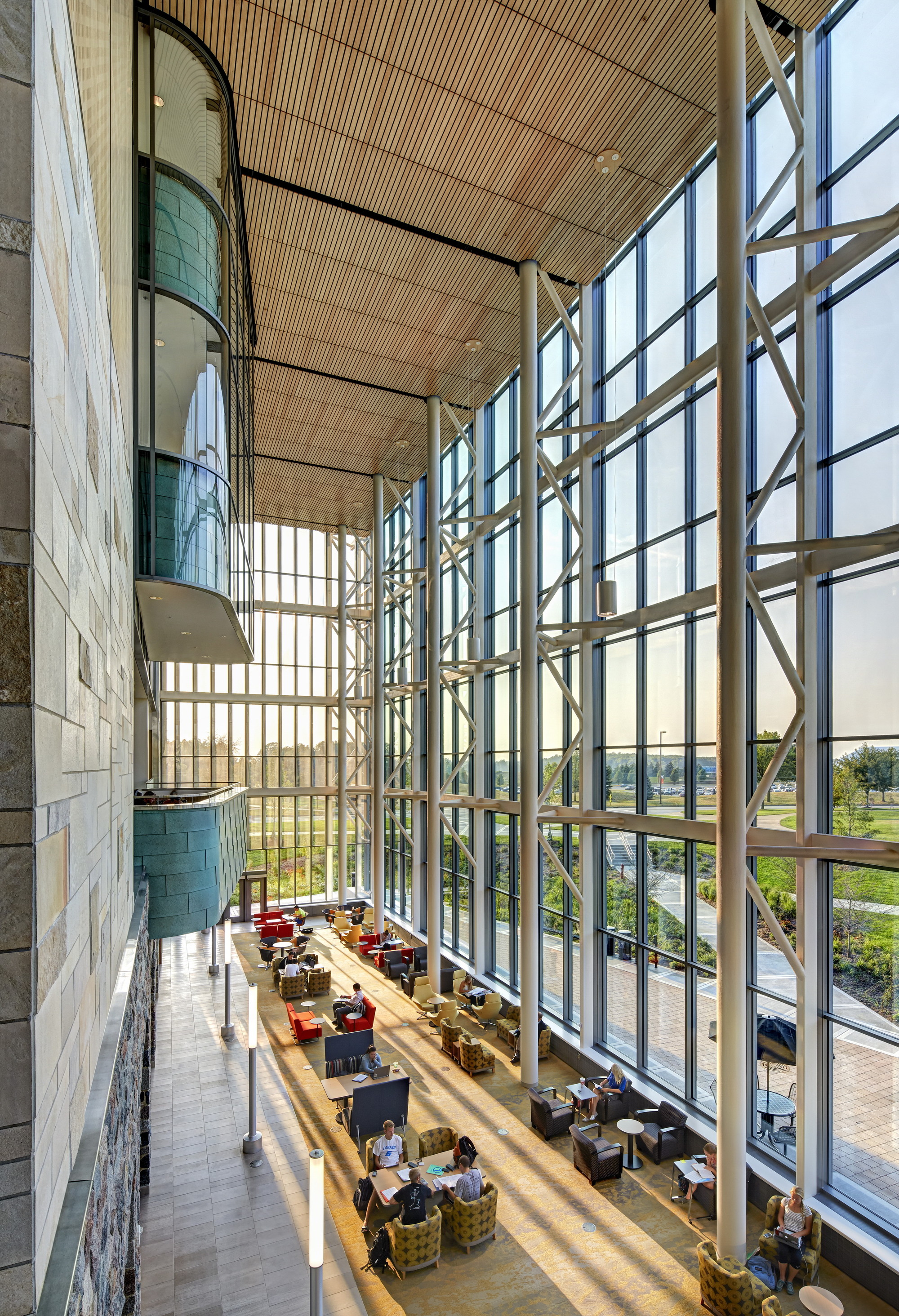 Gallery of GVSU Pew Library / Stantec - 16