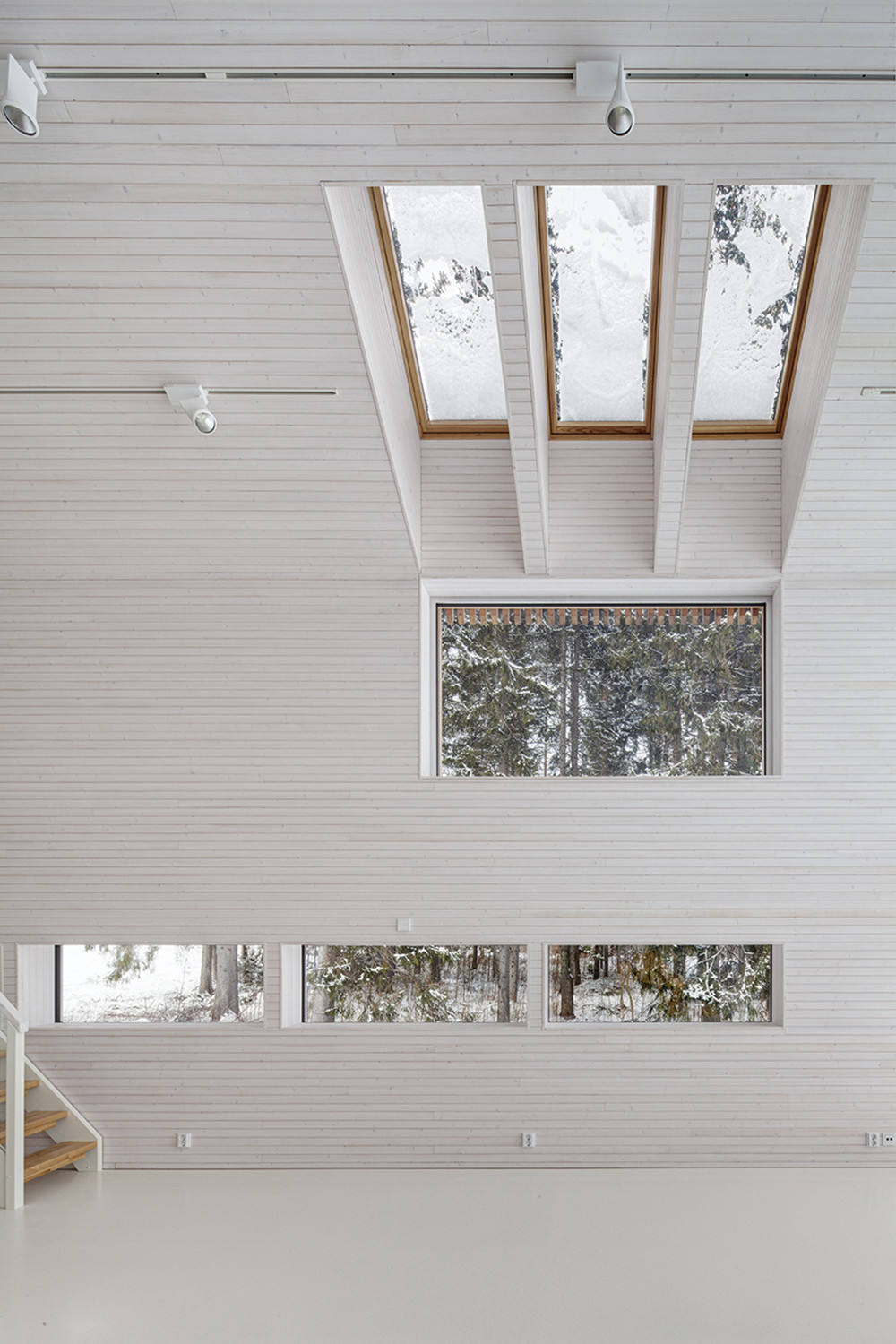 Gallery of House Riihi / OOPEAA - 19