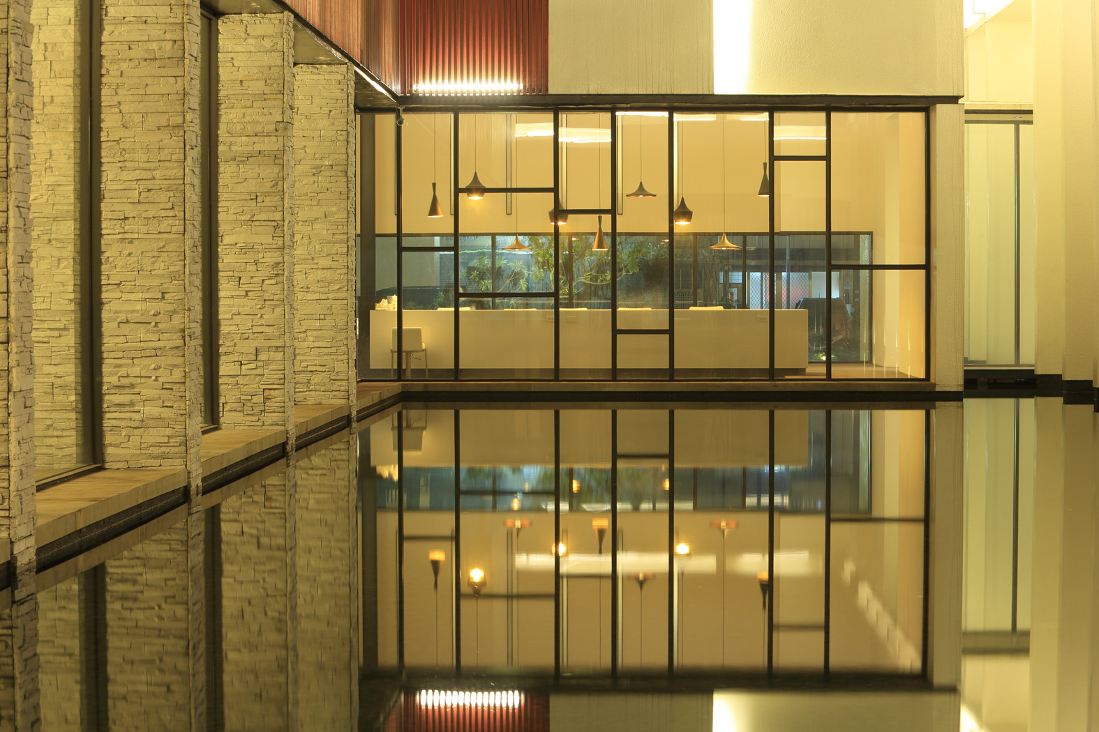 Gallery of Exquisite Minimalist / Arcadian Architecture+Design - 15