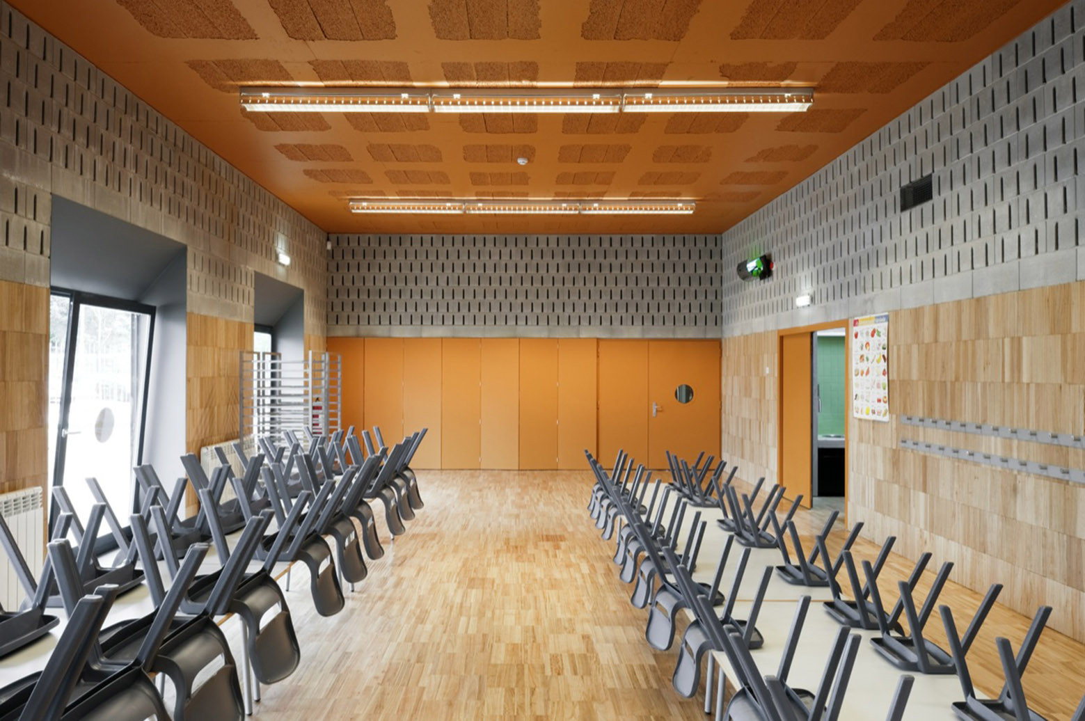 Gallery of Leça do Balio School / aNC arquitectos - 9