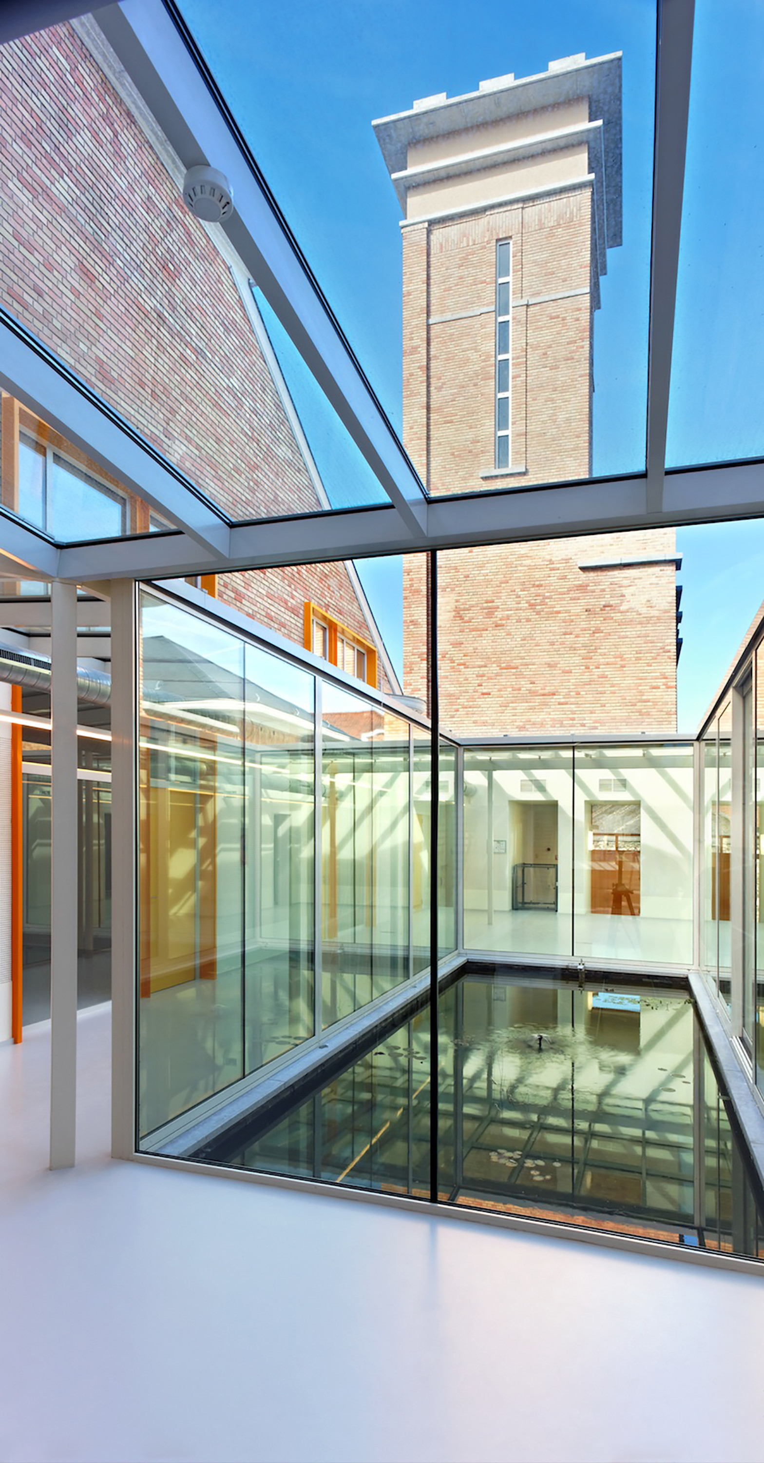 Gallery of BOMEL Slaughterhouse / BAEB - 1