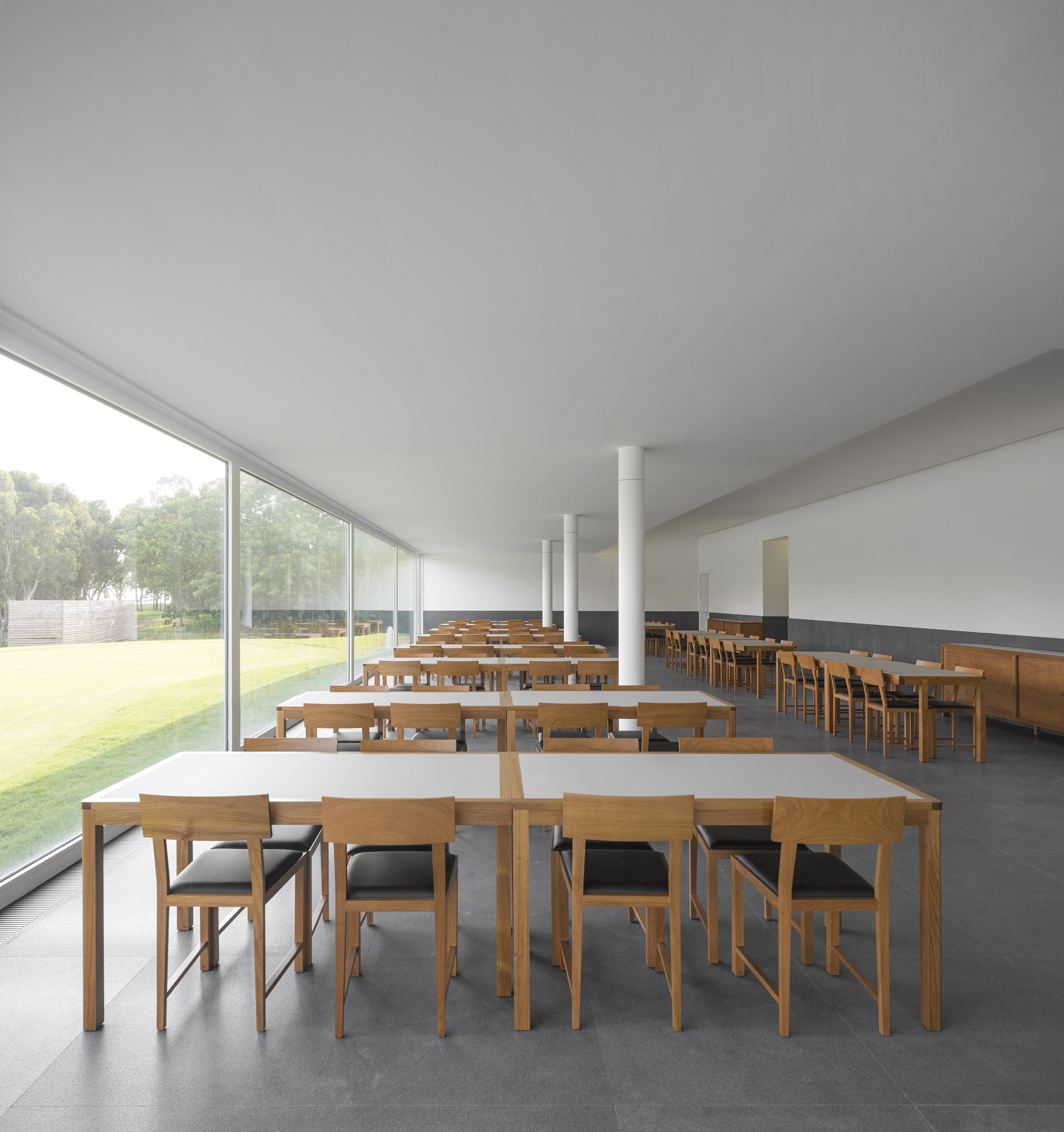 Galeria de Inaugurada a Siza House em Clube de Golf de Taiwan - 23