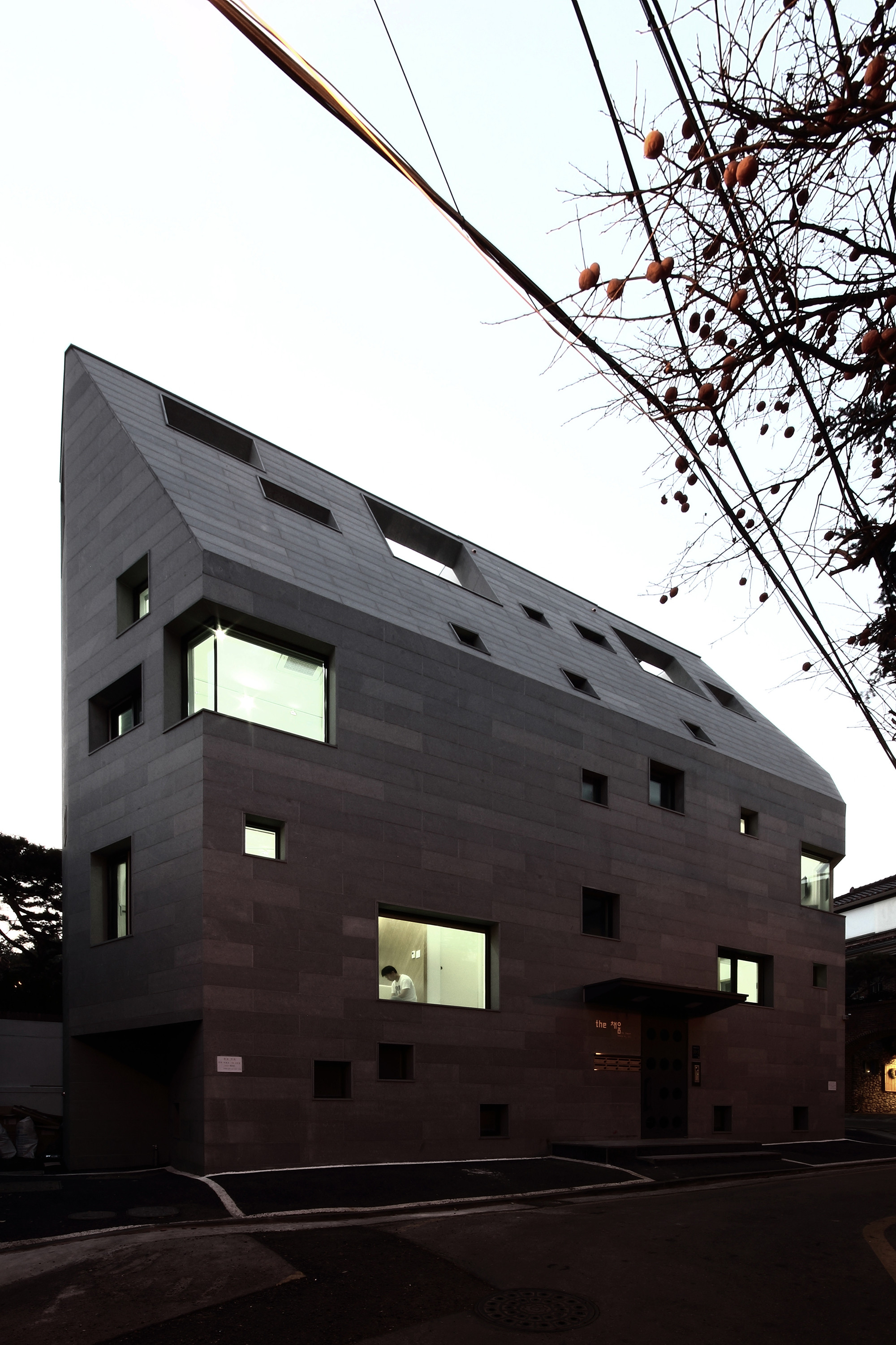 Gallery of Chinese Boxes / thescape - 6