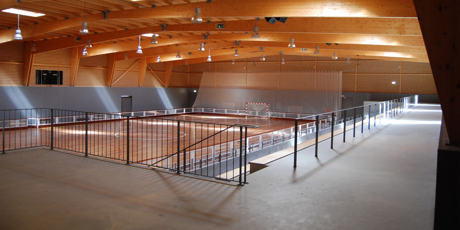 Gallery of Maceda Sport Building / ArchiTailors - 21