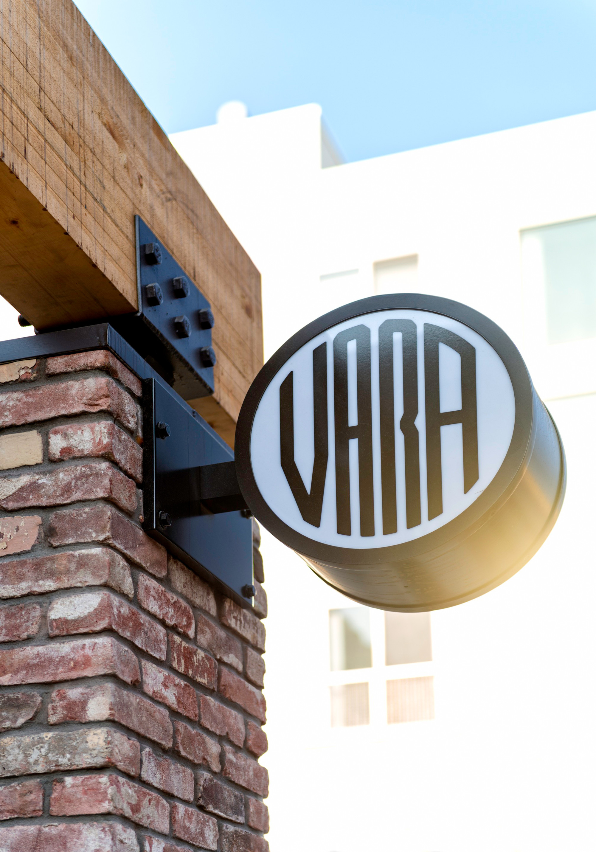 Gallery of VARA / Studio O+A - 8