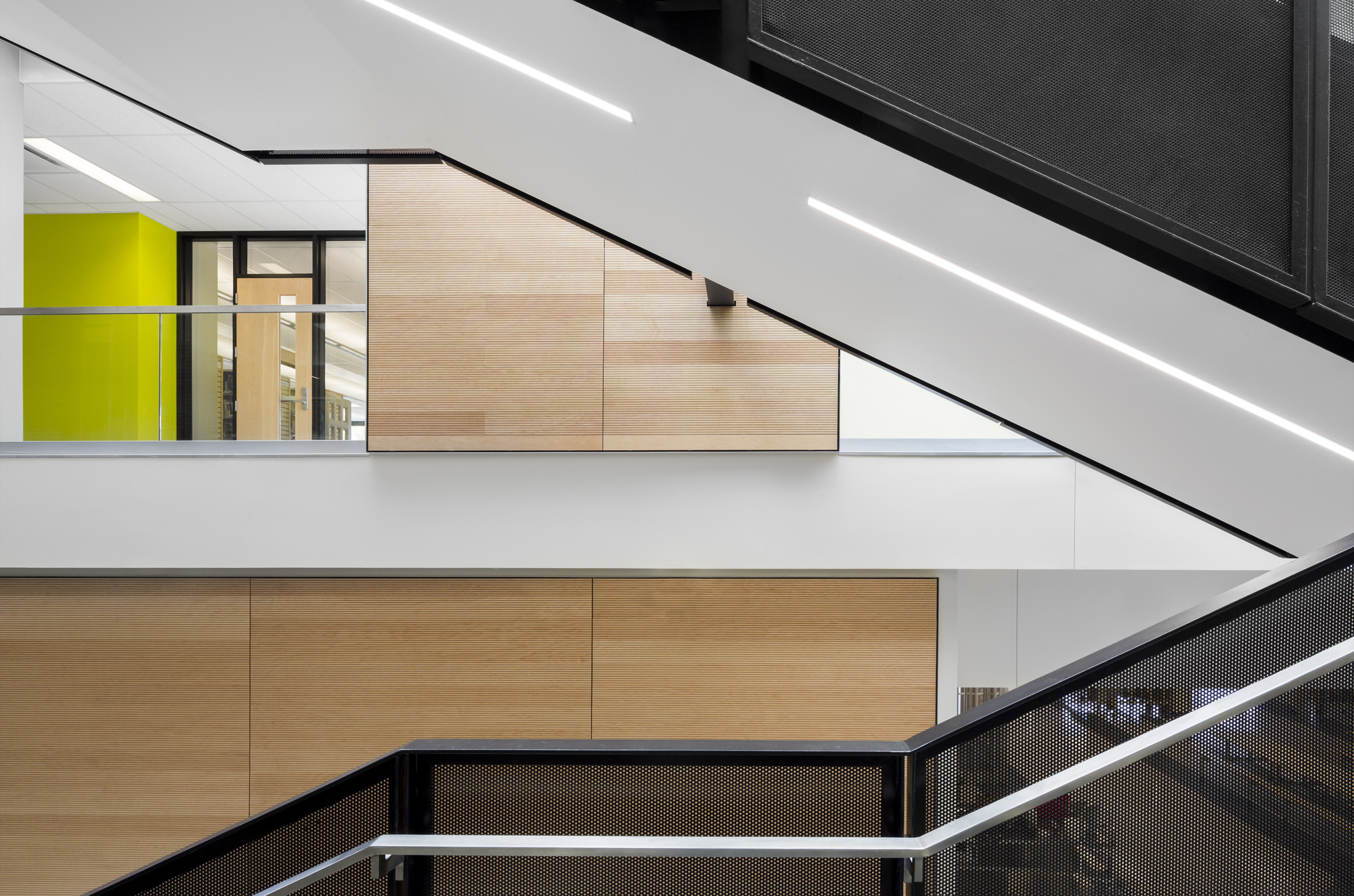 Gallery of Collège Saint-Louis / Marosi Troy Architectes + Jodoin ...