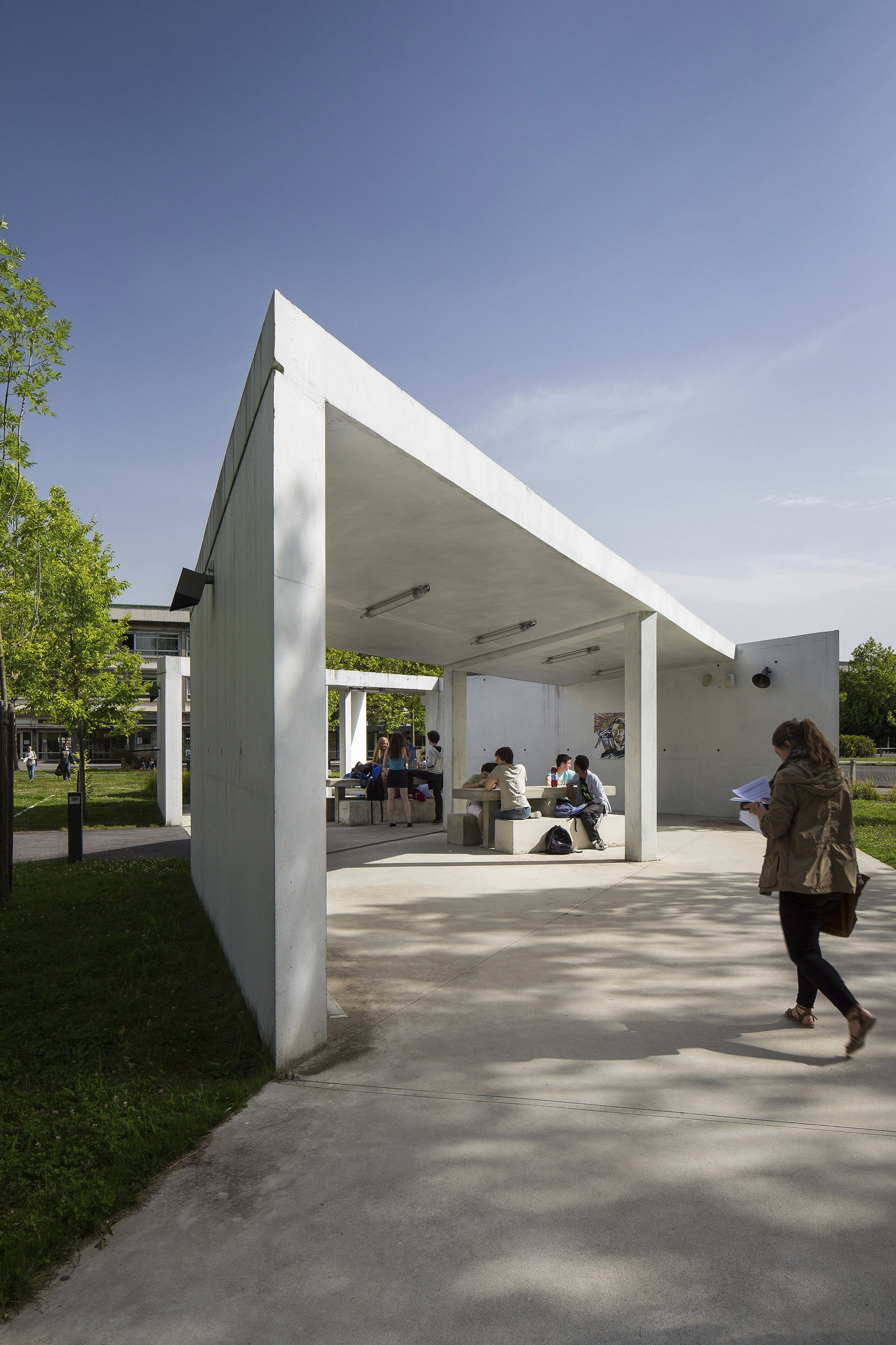 Gallery of Lycée Louis Barthou / Pierre Marsan - 20