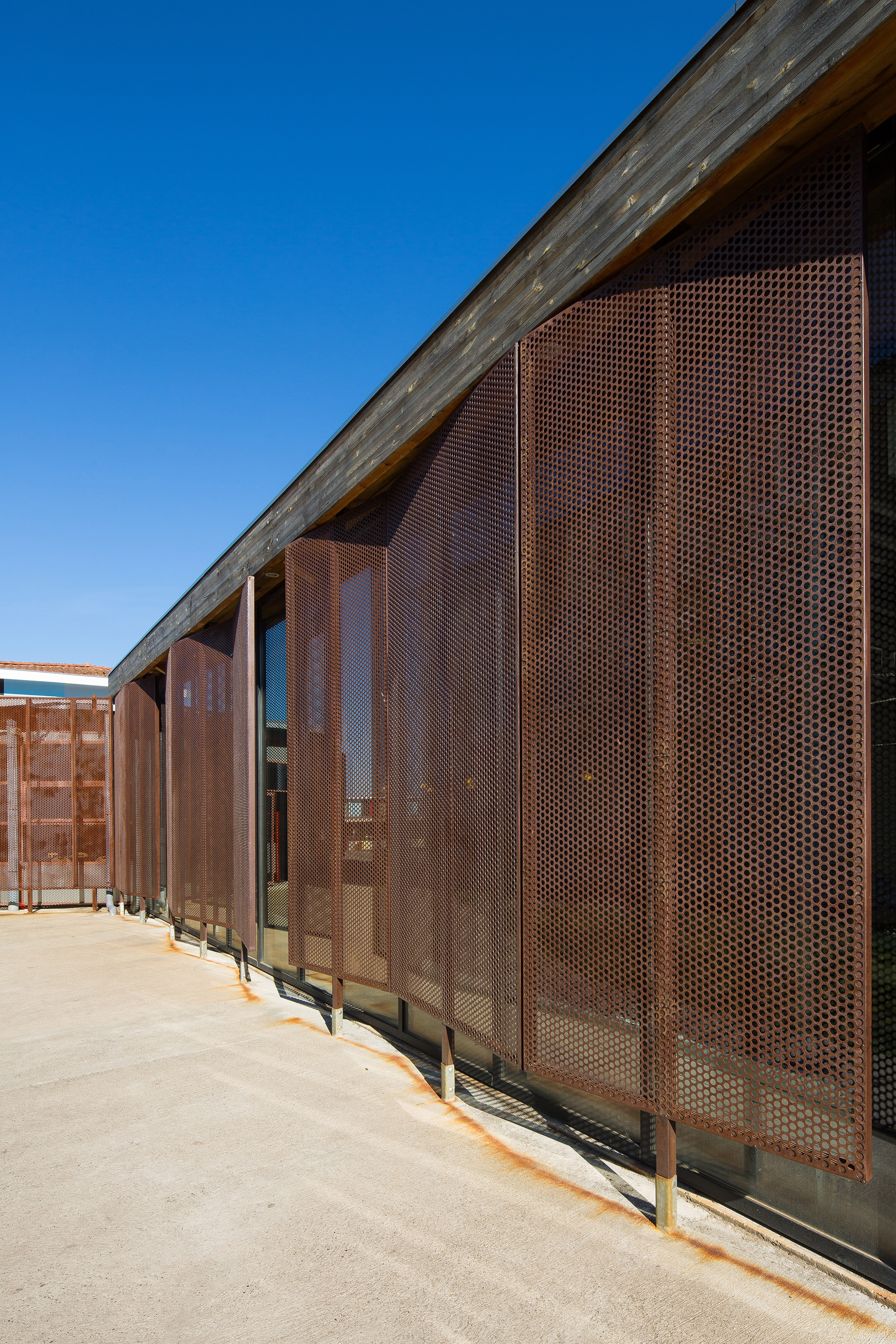 Gallery of Serge Baranx School Refurbishment / Pierre Marsan - 7