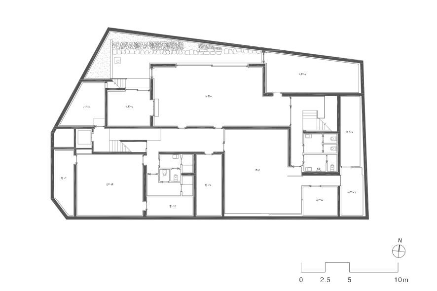 Gallery of Arumjigi Building / Kim Jongkyu + m.a.r.u.network - 28