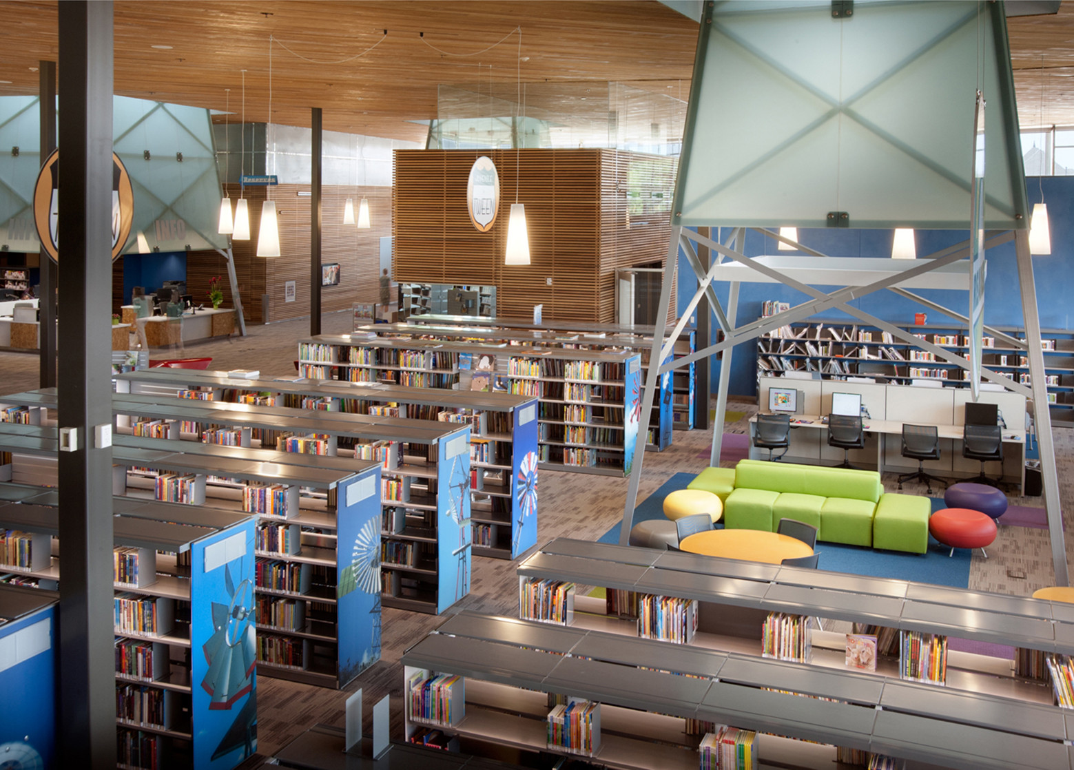 Gallery of Patience S. Latting Northwest Library / LWPB Architecture - 6