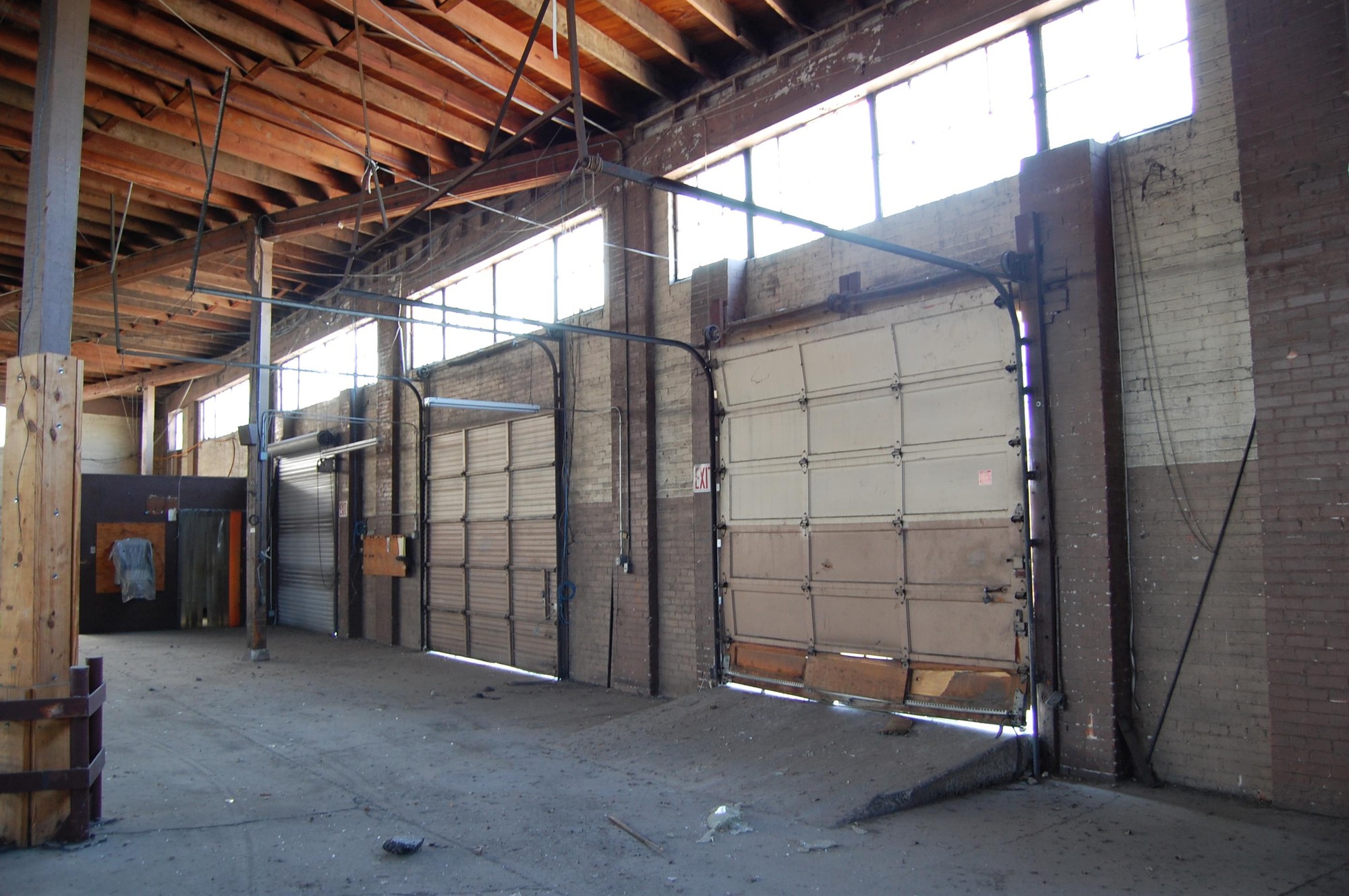 Gallery of Hughes Warehouse Adaptive Reuse / Overland Partners - 20