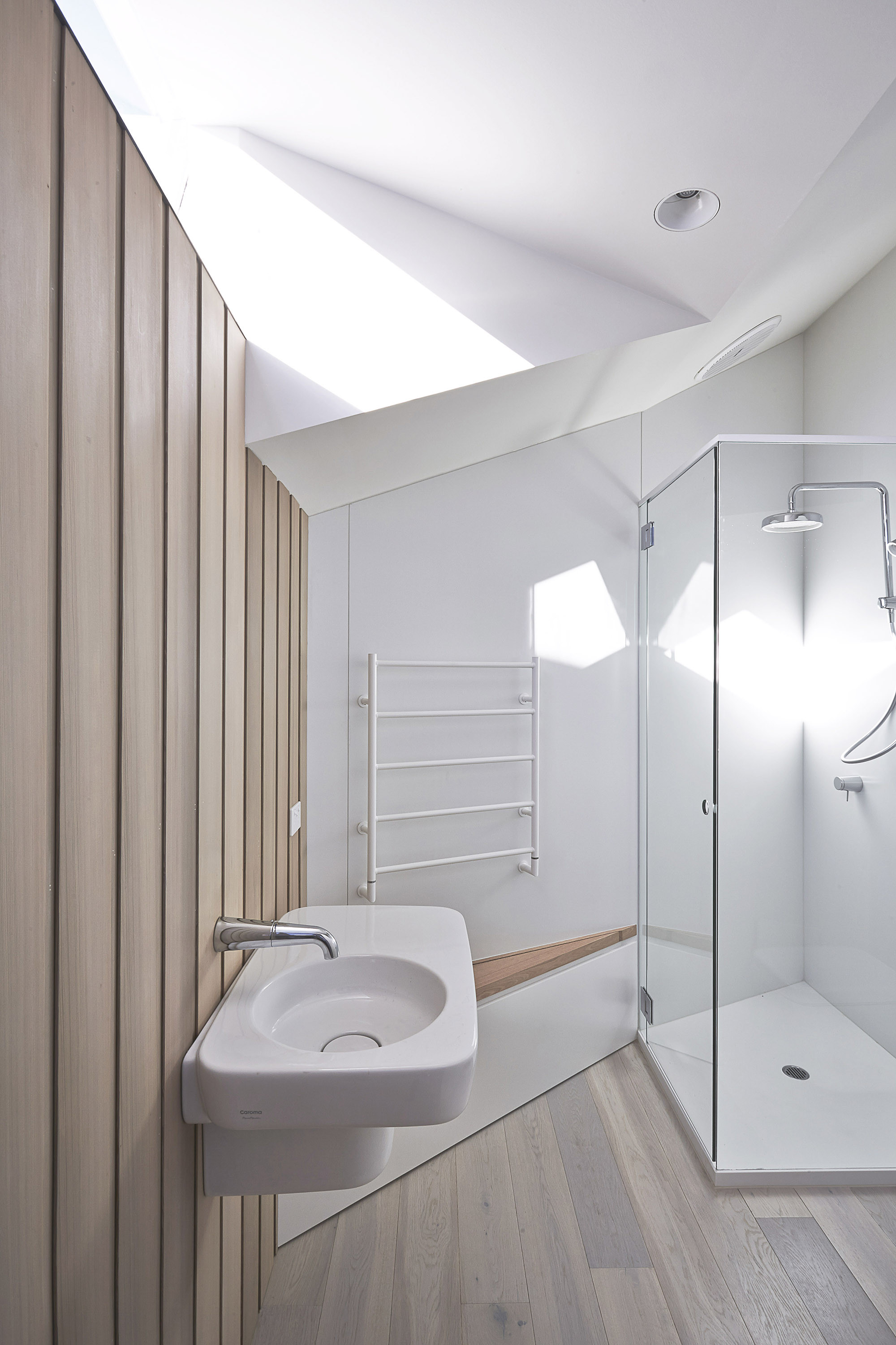 Gallery of Bow House / Edwards Moore - 15