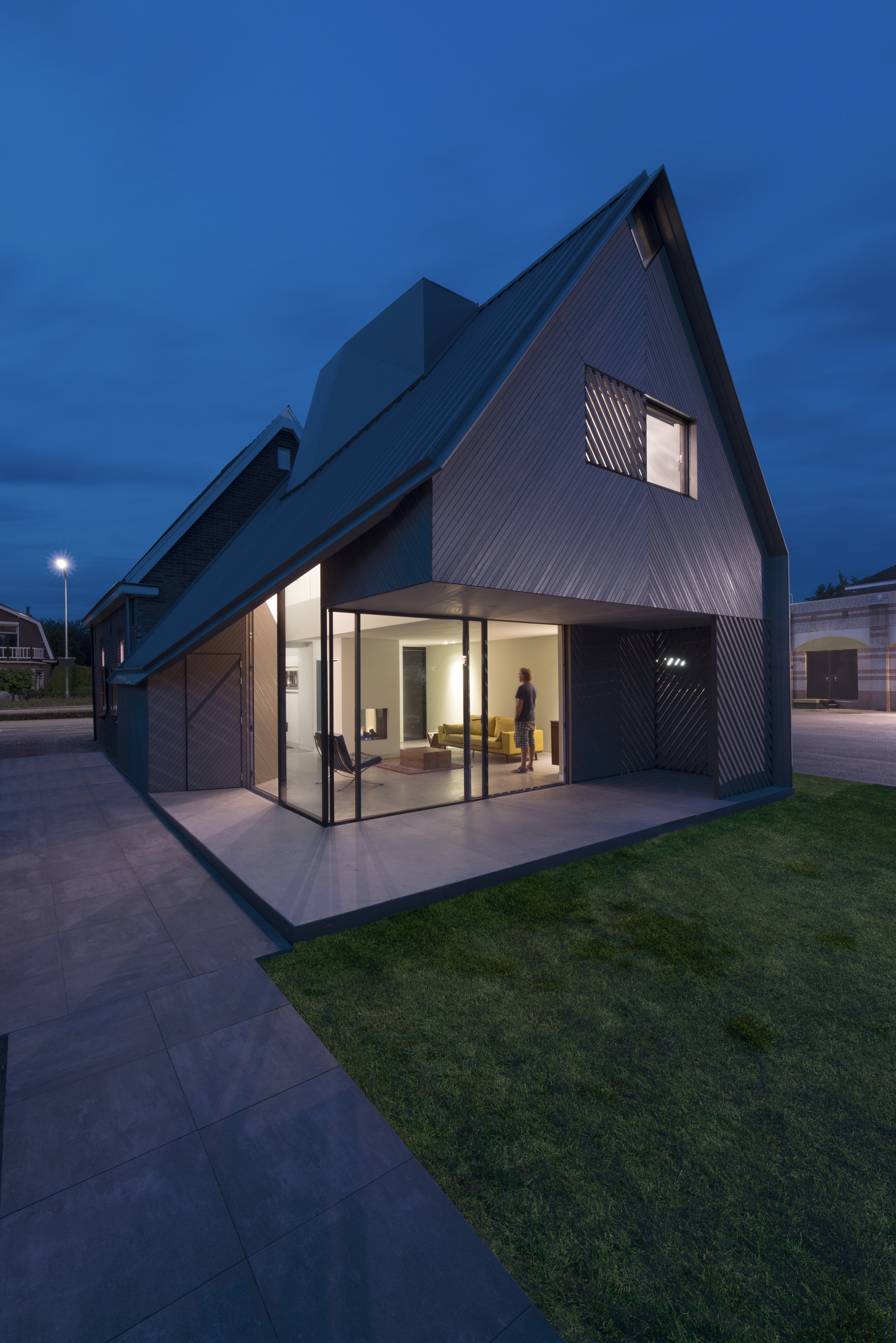 Gallery of House W / Studio Prototype - 7