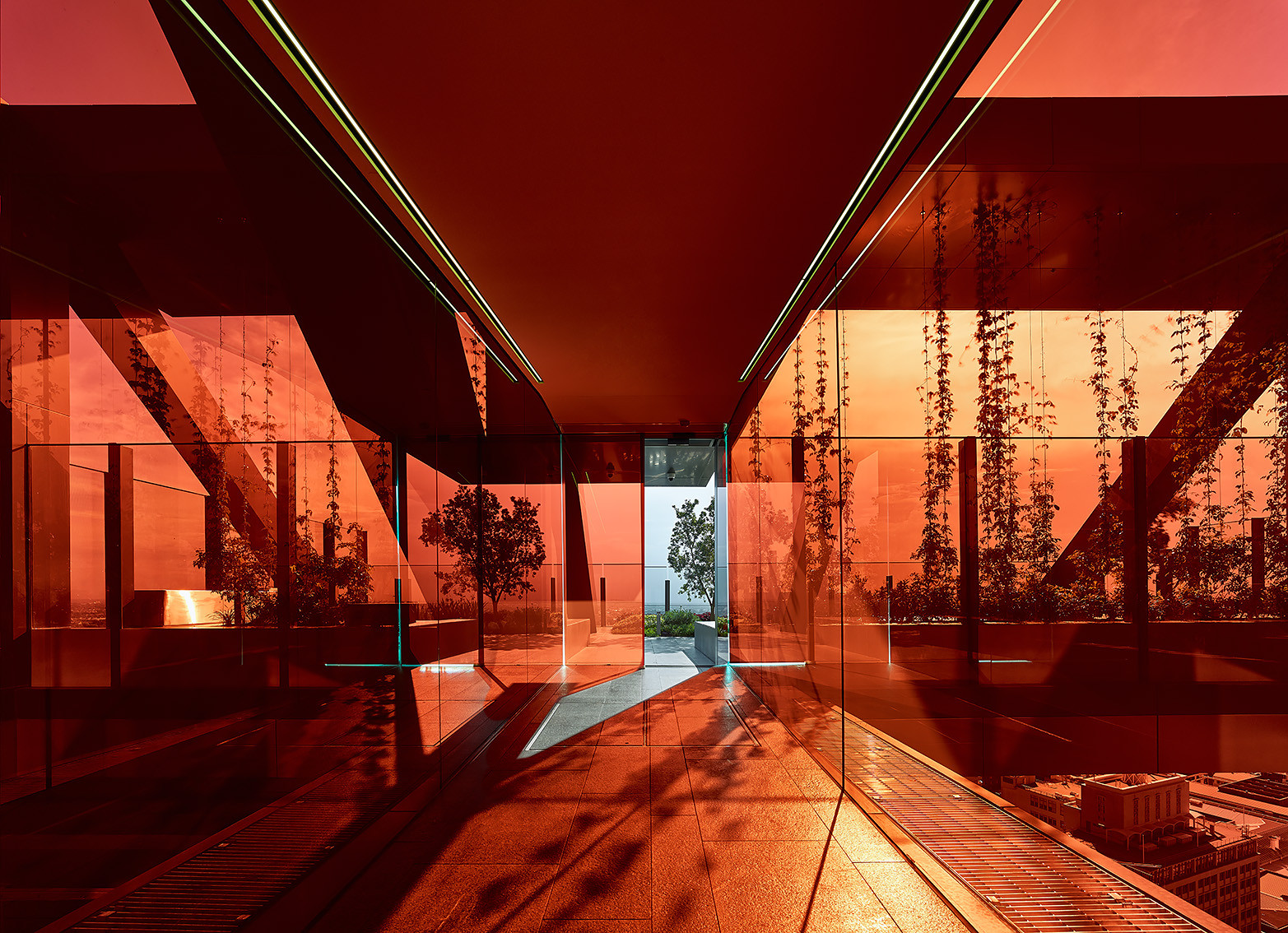 Gallery of One Central Park / Ateliers Jean Nouvel - 10