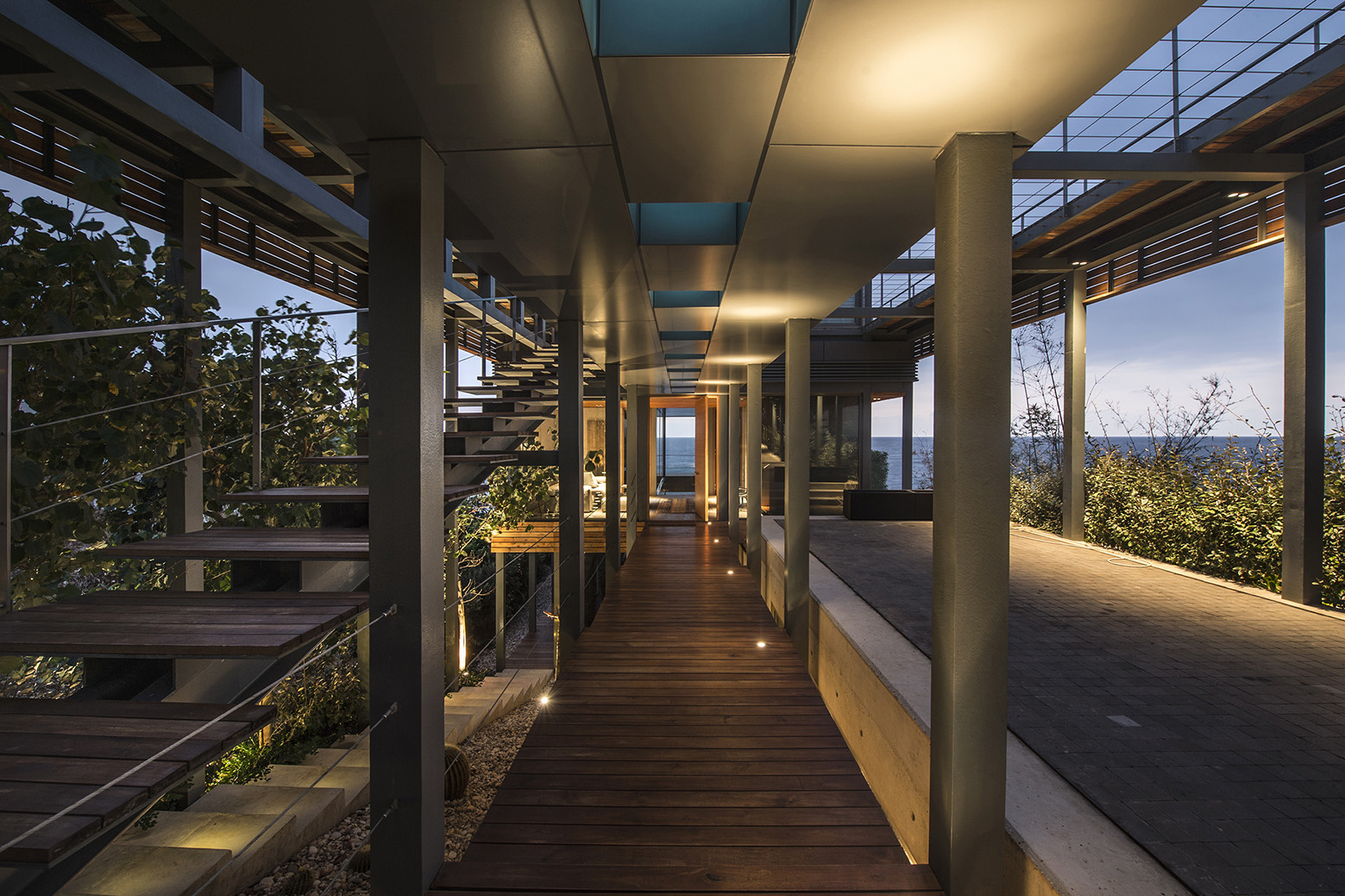 Gallery of Amchit Residence / BLANKPAGE Architects - 5