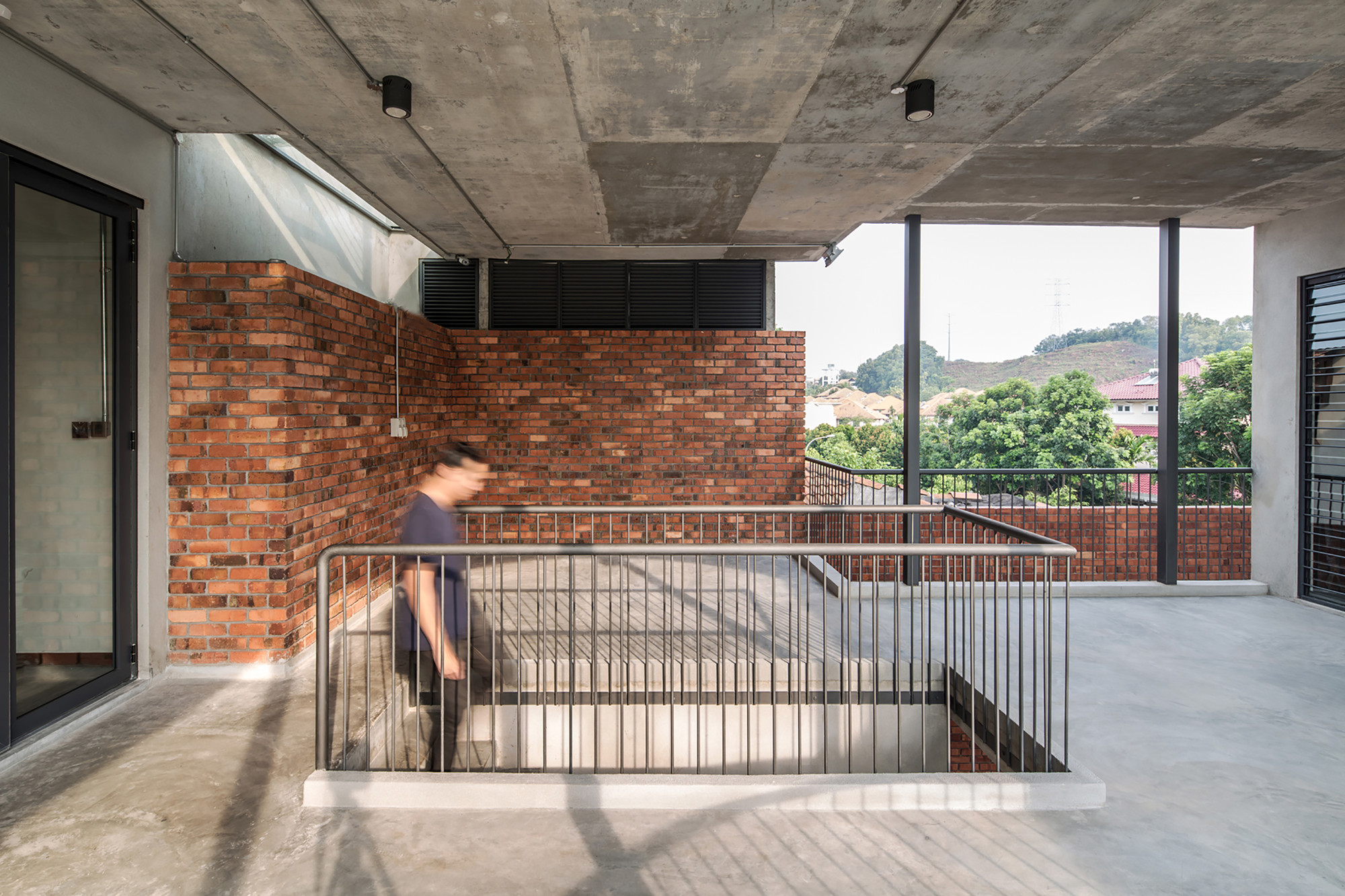 Gallery of Vermani House / Eleena Jamil Architect - 2