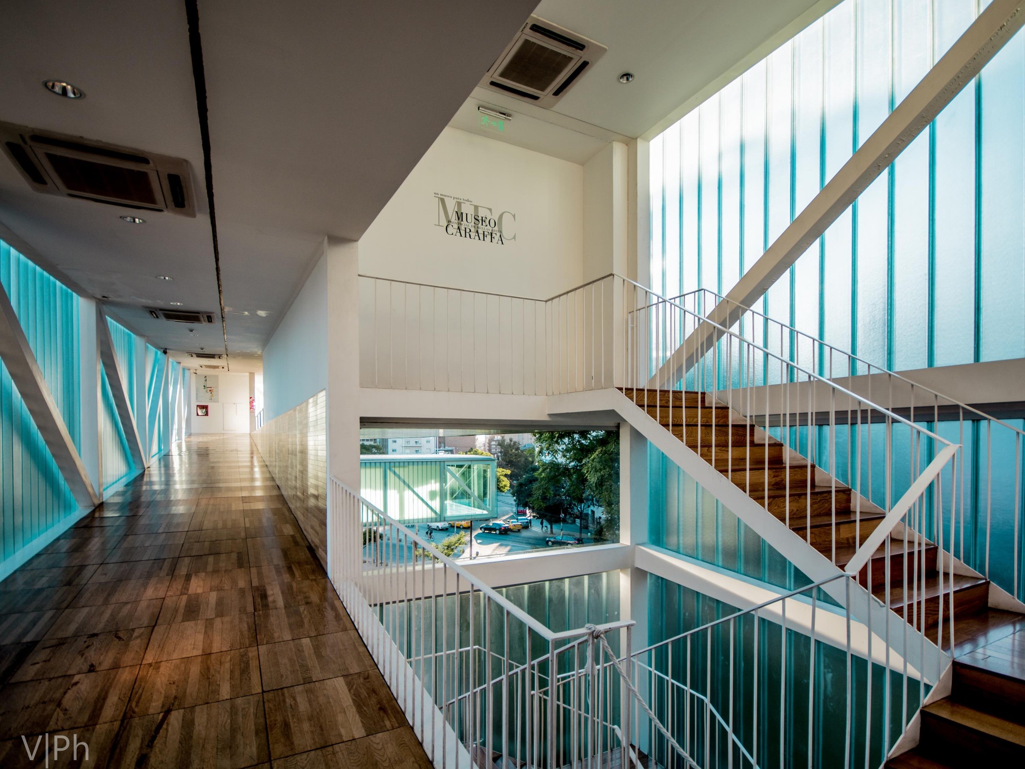 Galería de Museo Provincial de Bellas Artes Emilio Caraffa / Lucio ...