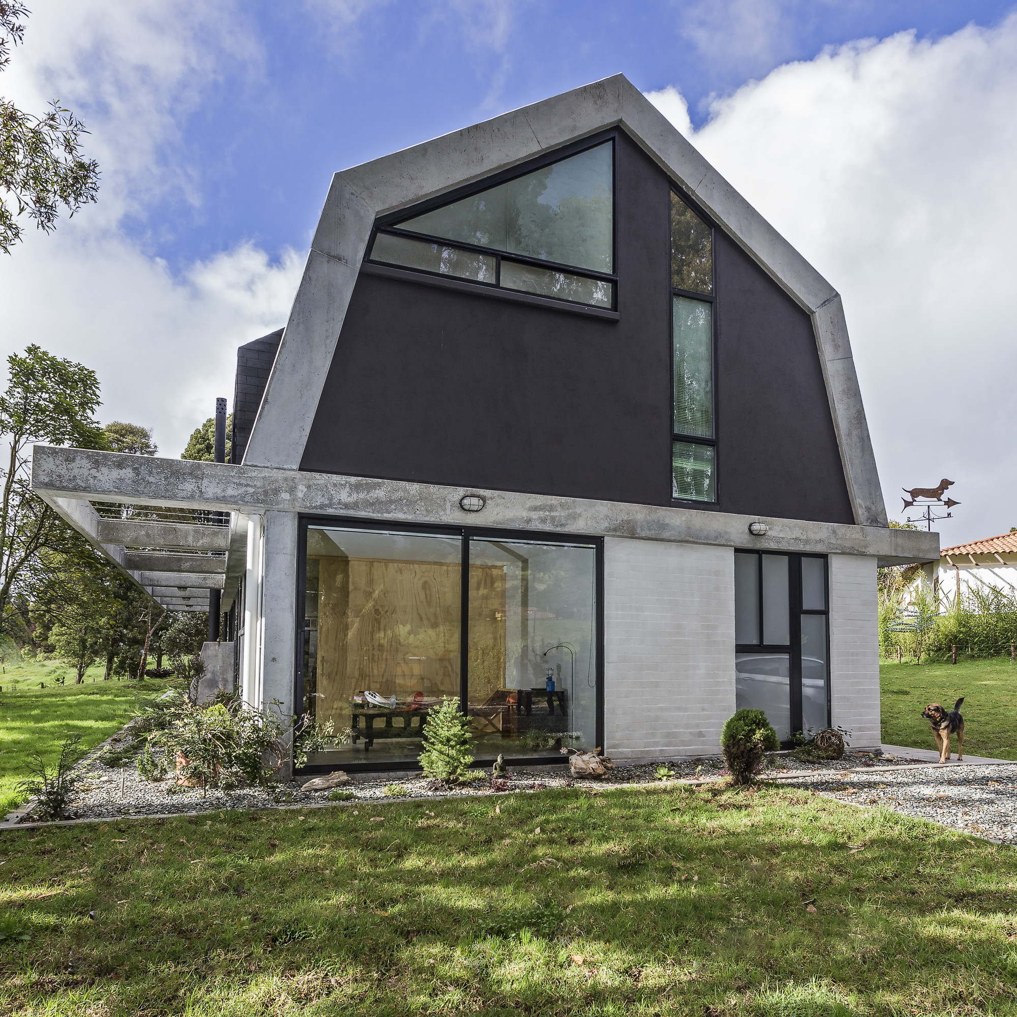 Gallery of BO House / Plan:b arquitectos - 2