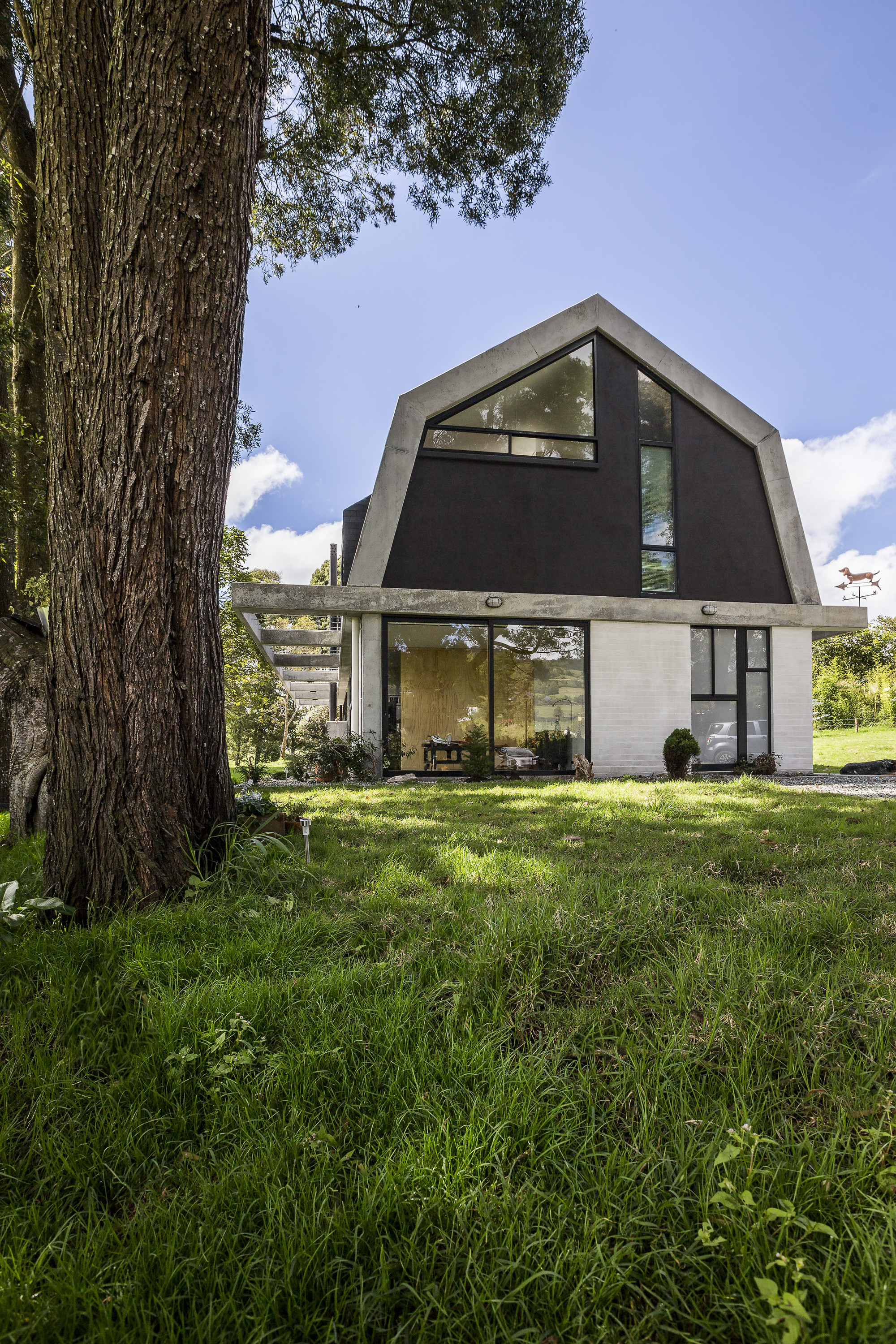 Gallery of BO House / Plan:b arquitectos - 13