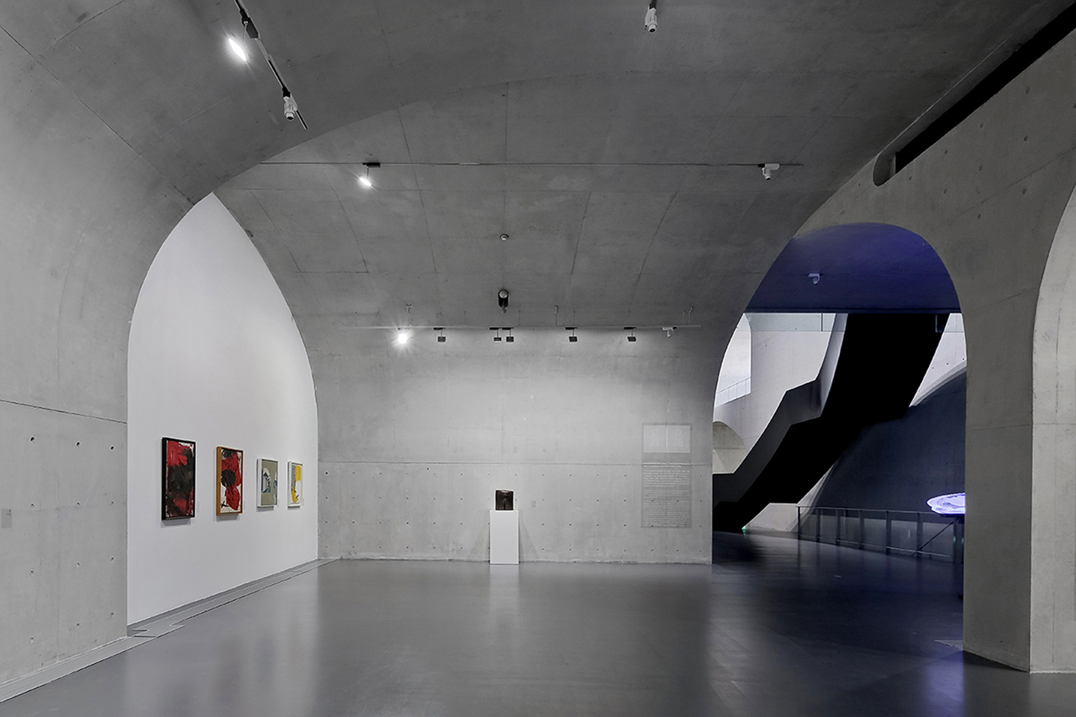 Gallery of Long Museum West Bund / Atelier Deshaus - 19