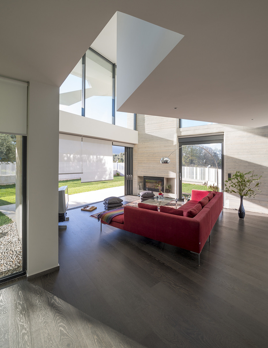 Gallery of Paradox House / KLab architecture - 16