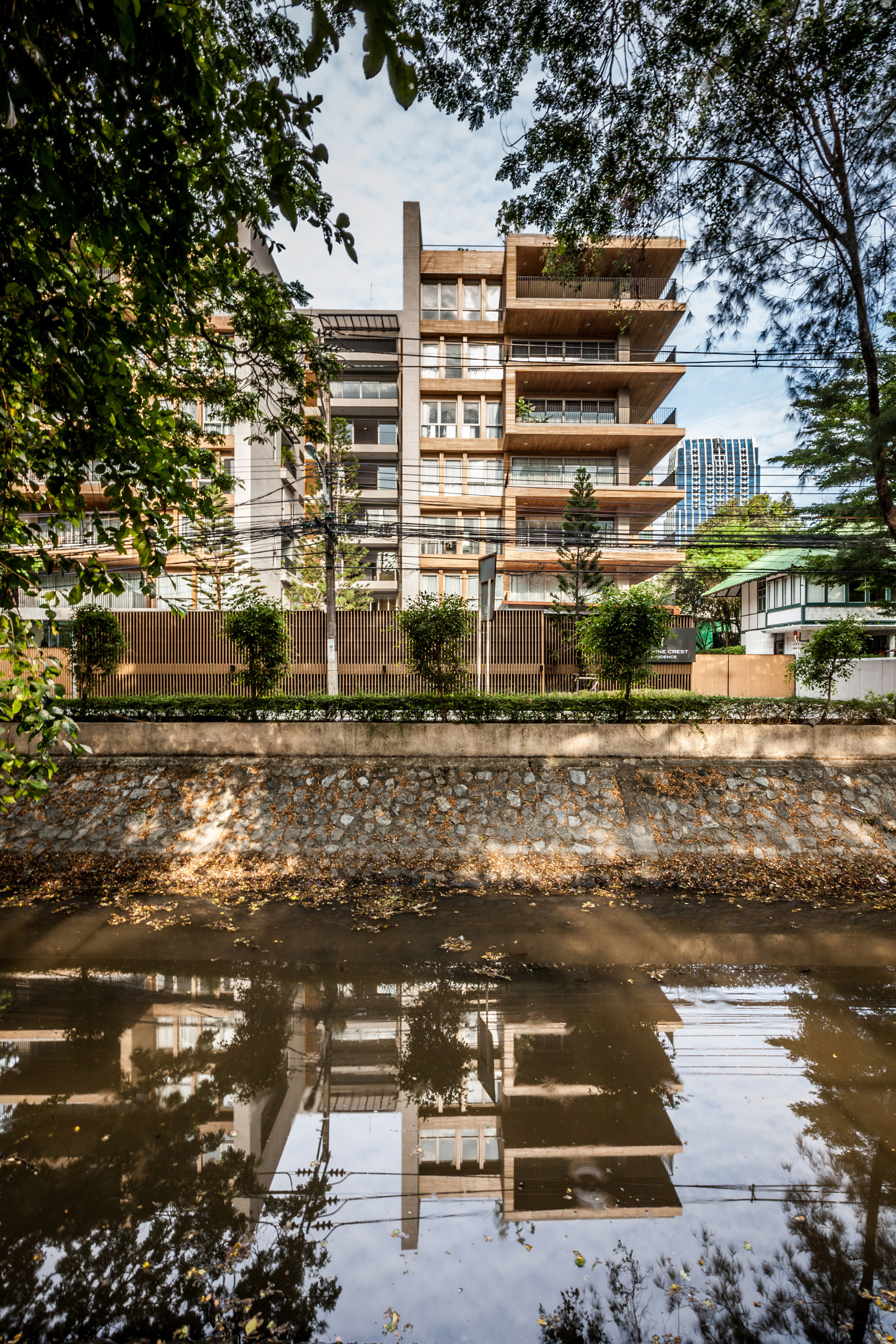 Gallery of The Pine Crest Residence / Vin Varavarn Architects - 9