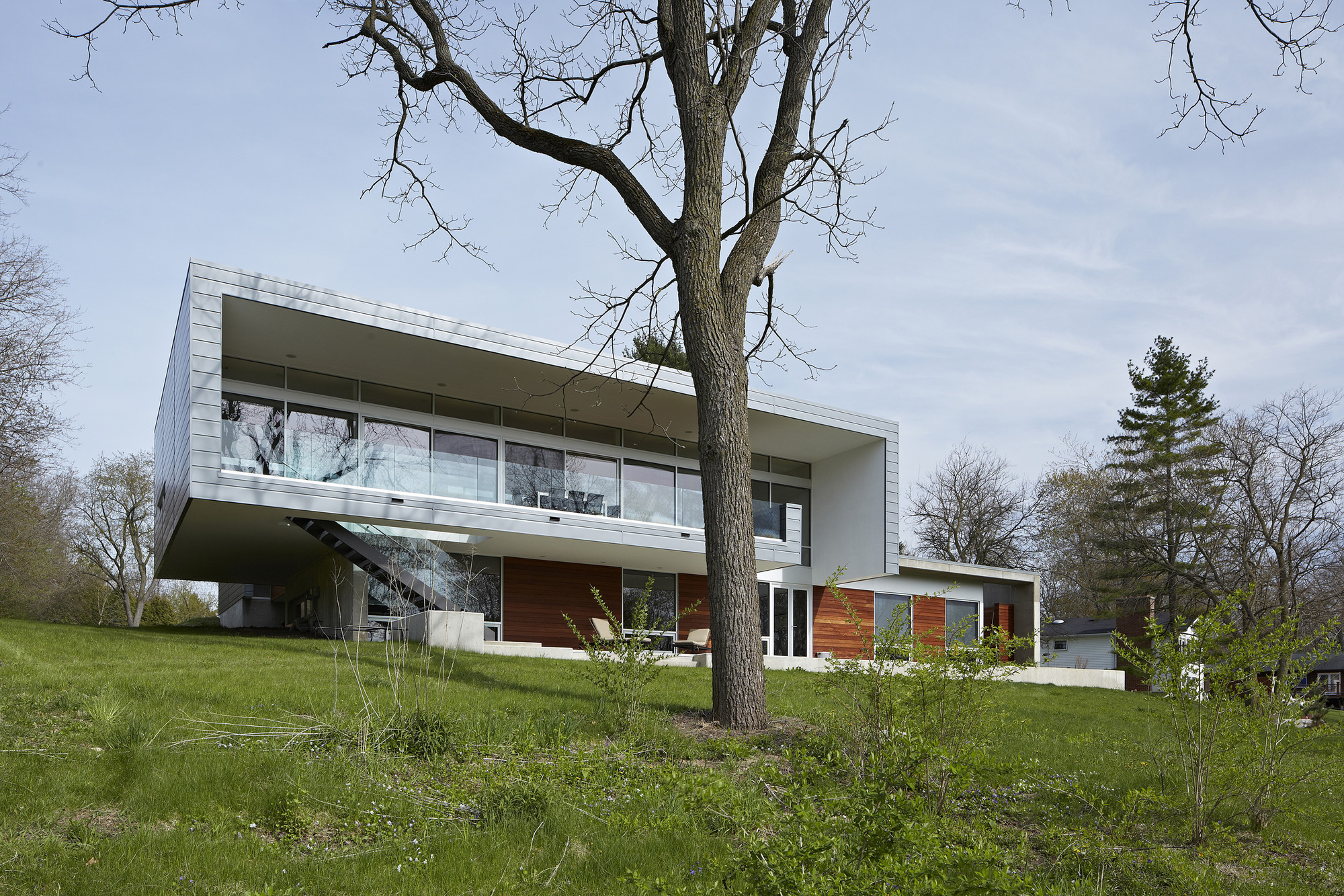 Galeria de Residência com vista para o rio / Studio Dwell Architects - 4