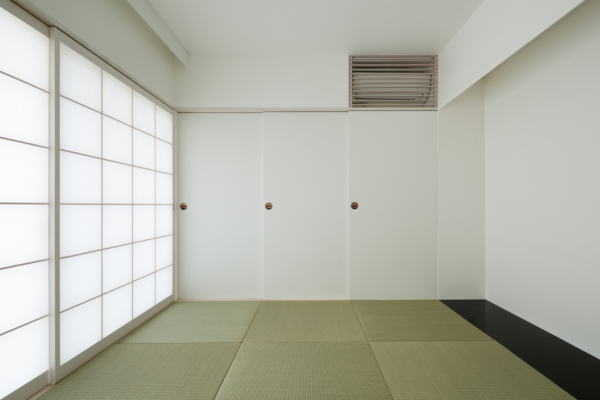 Gallery of House in Sakurashinmachi / Comma Design - 11