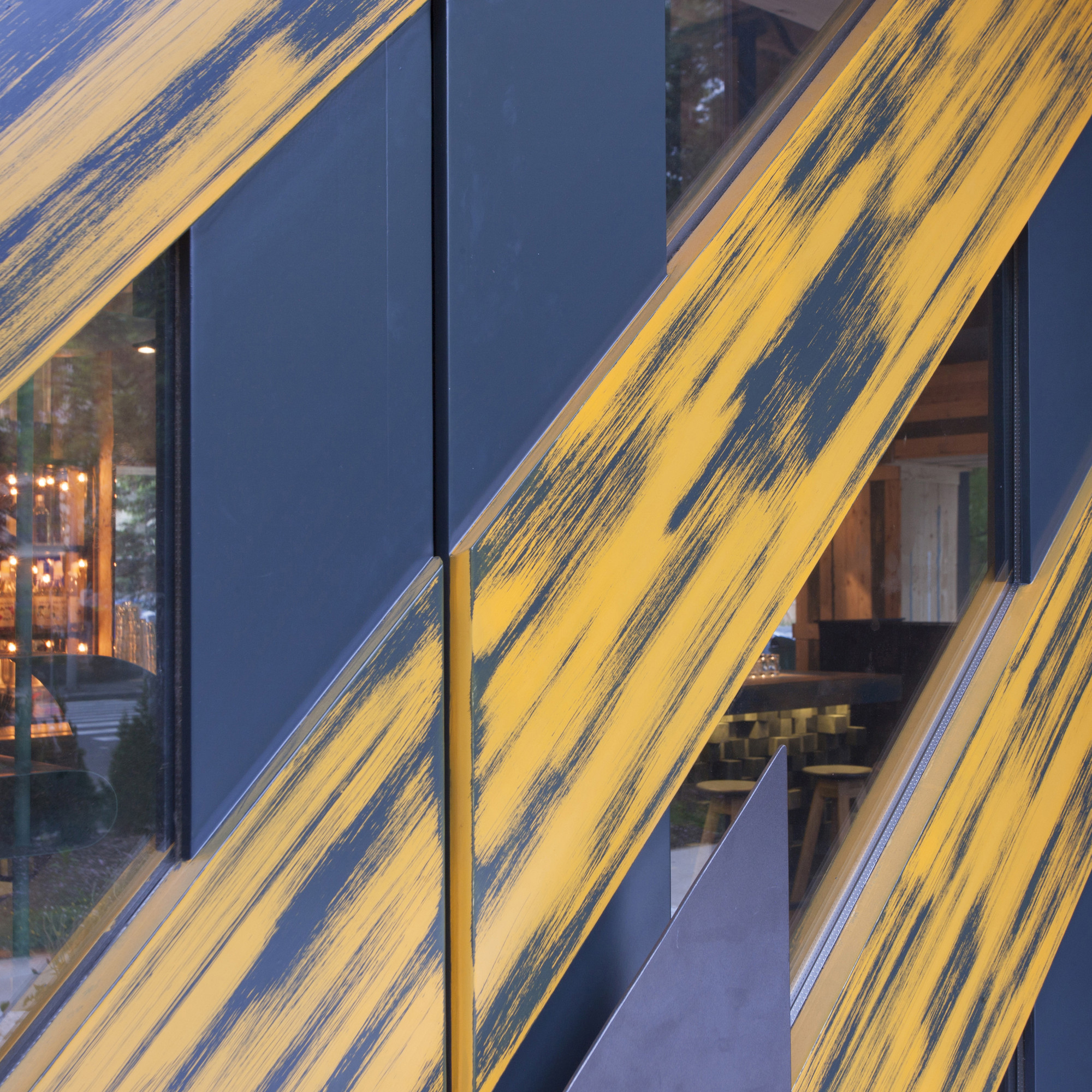 Gallery of Entourage 3 / Re-Act Now - 14