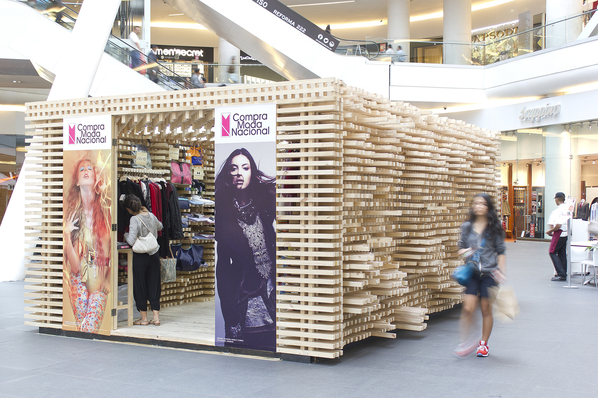 Galería de CMN Pop Up Store / at103 - 10