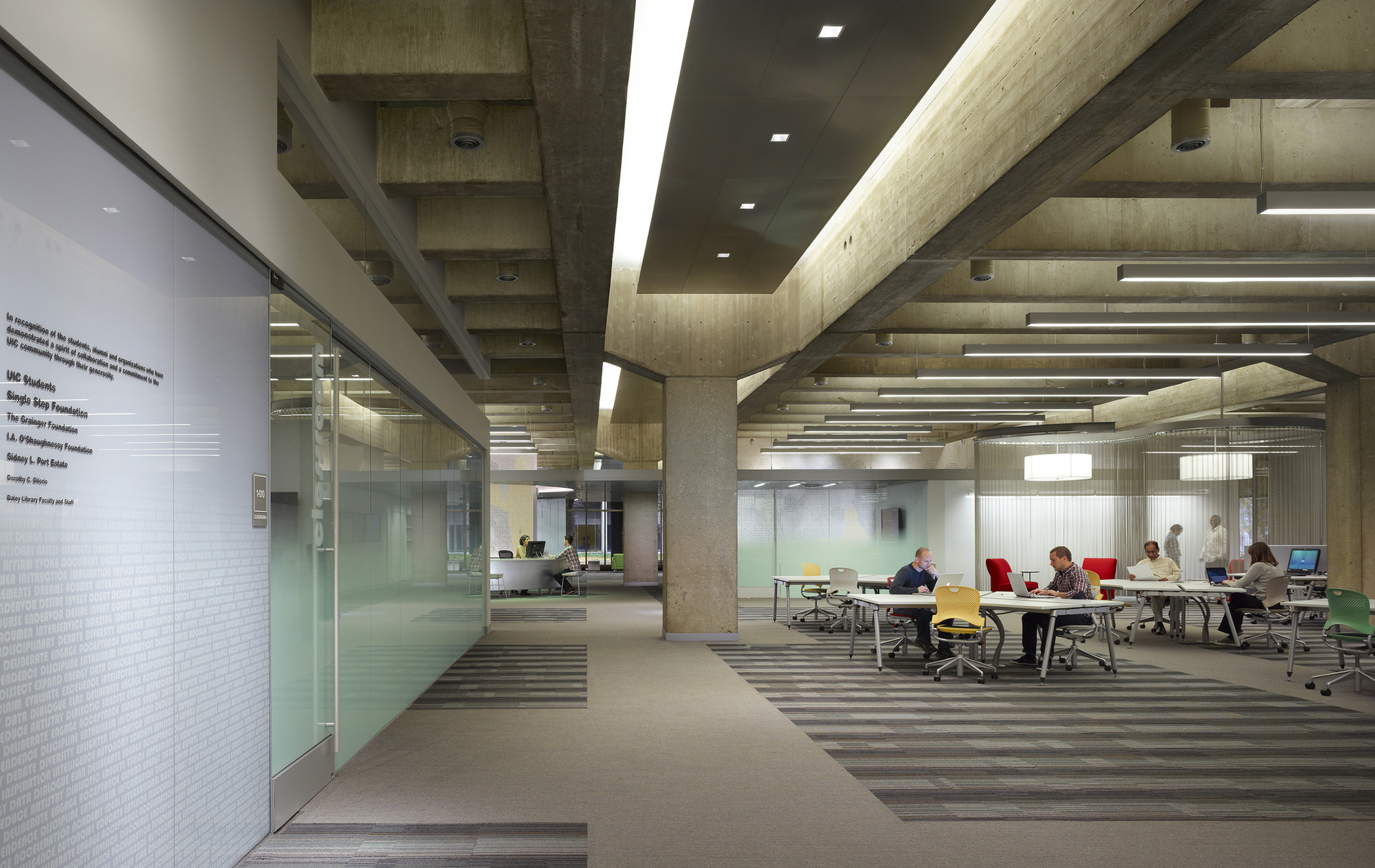 Gallery of University of Illinois at Chicago Daley Library IDEA Commons ...