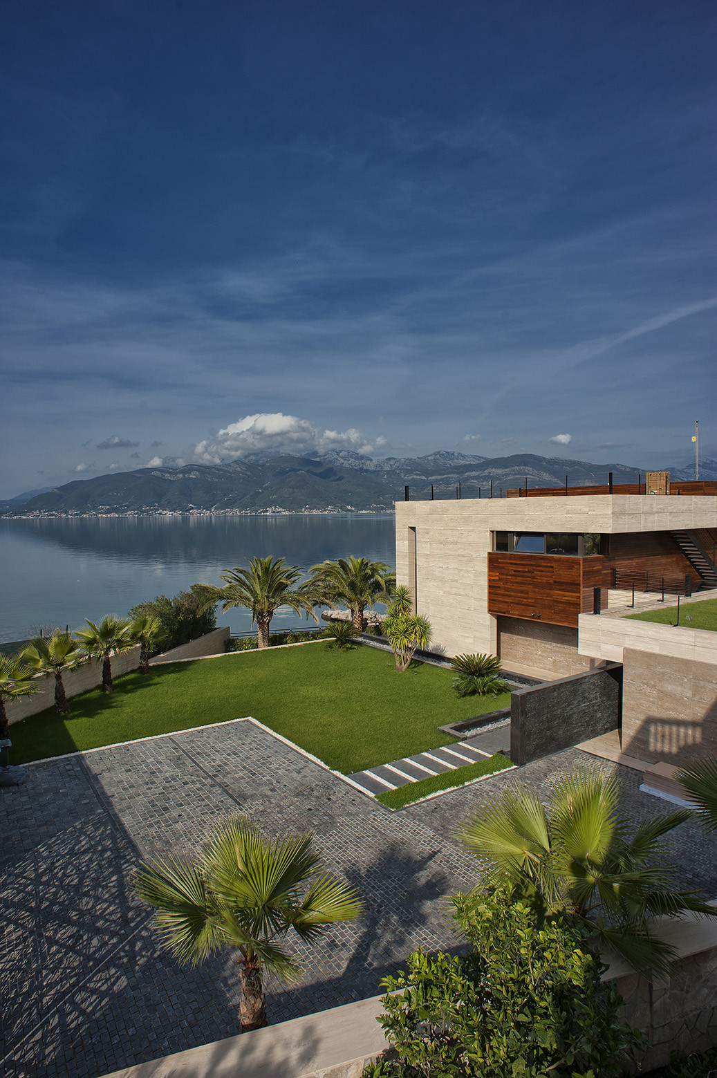 Gallery of Touristic Villa ‘S, M, L’ / STUDIO SYNTHESIS architecture ...