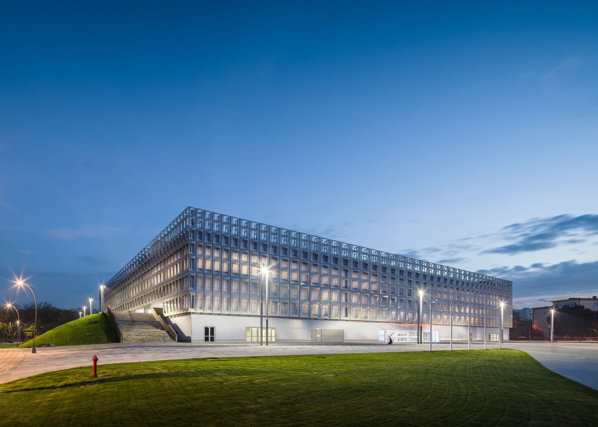 Gallery of Multifunctional Sports Hall / Dico si Tiganas - 29