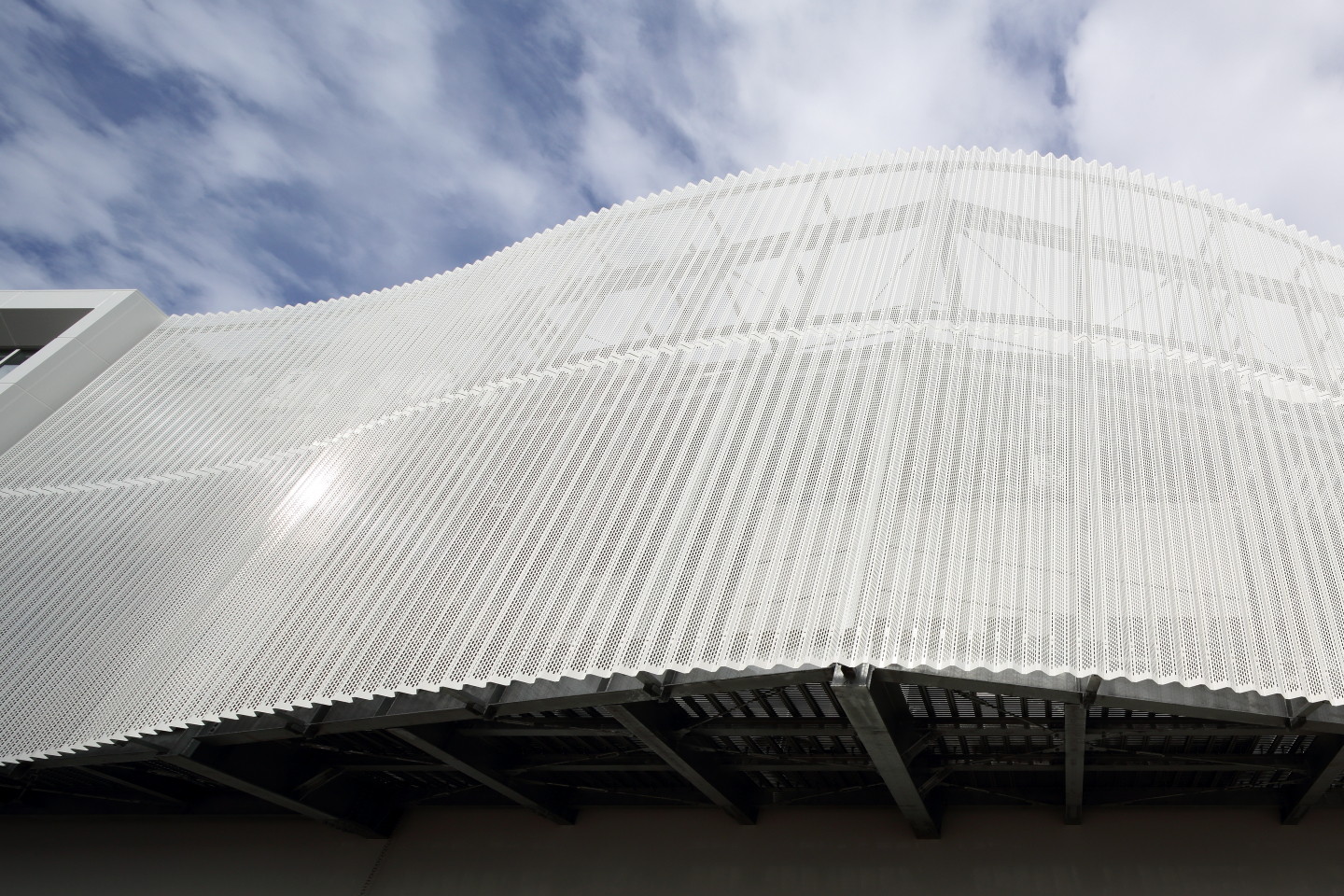 Gallery of 100 Office / Shimizu Corporation - 15