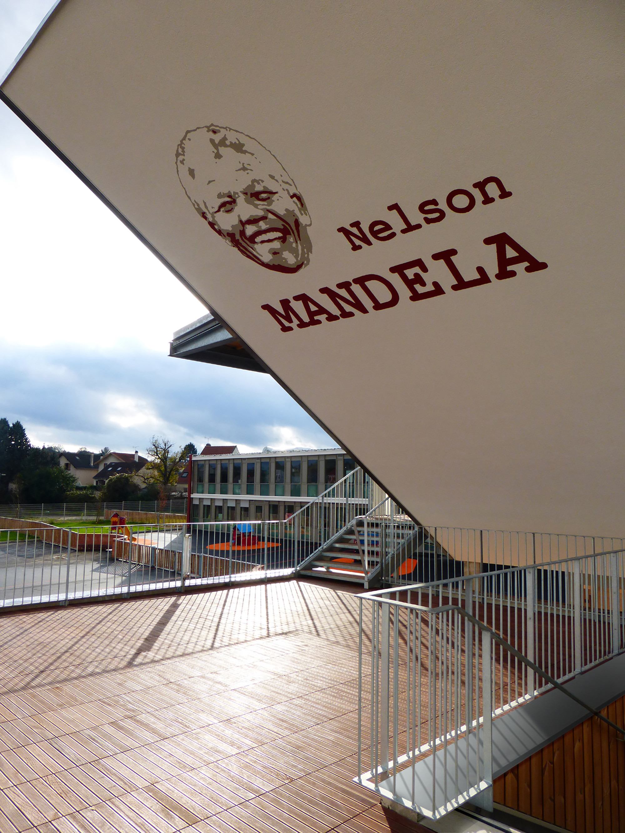 Gallery of Nelson Mandela School / AR+TE Architectes - 23