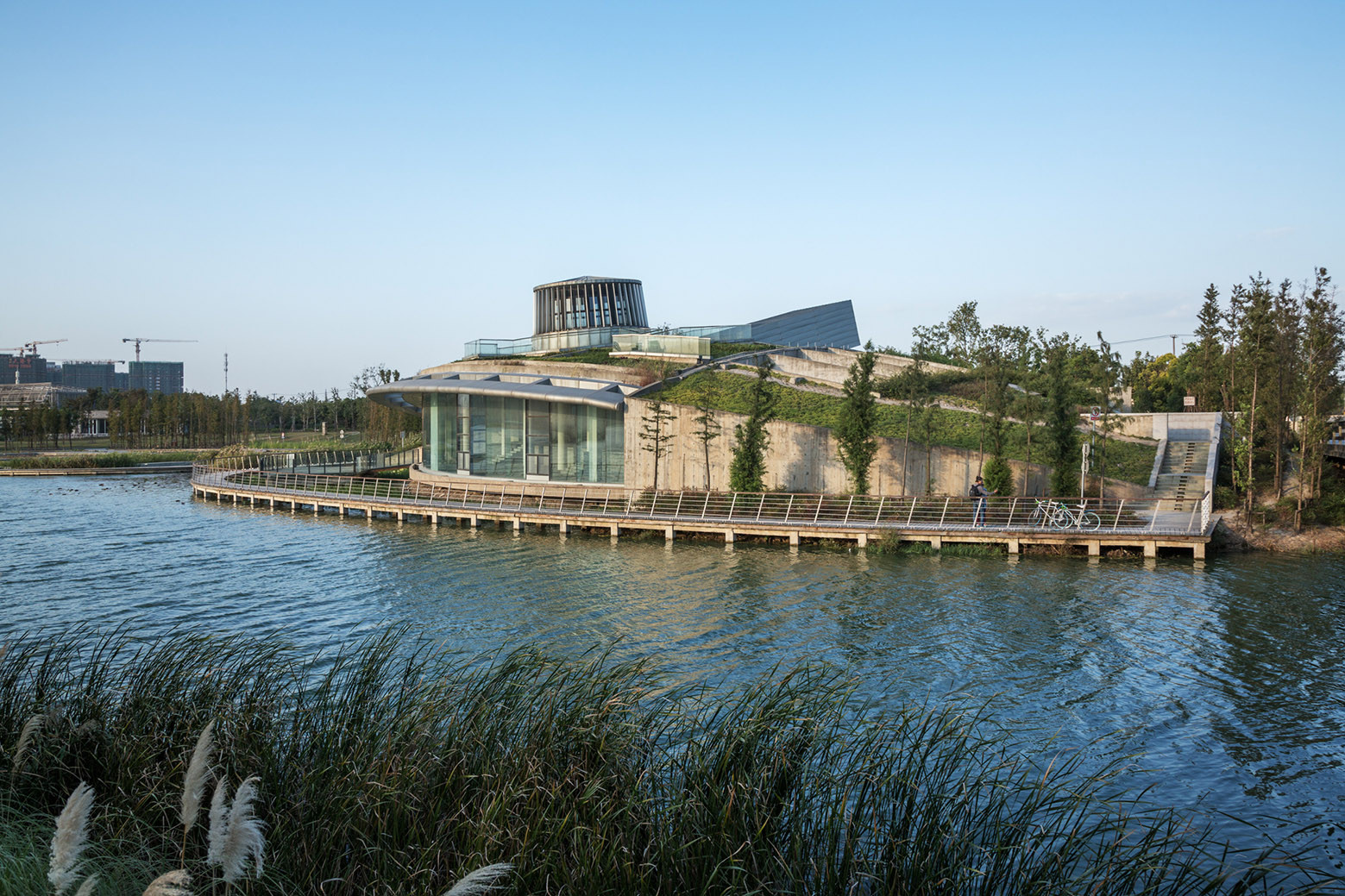 Gallery of Waterfront Restaurant / Pro-Form Architects - 10