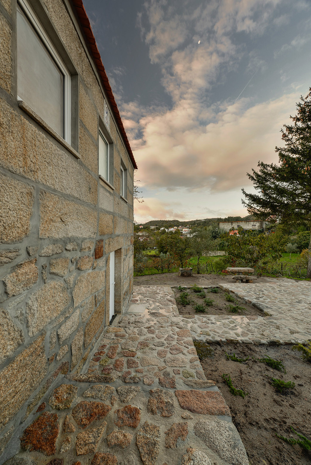 Gallery of Wood Structure Inside Stone Walls / Corpo Atelier - 17