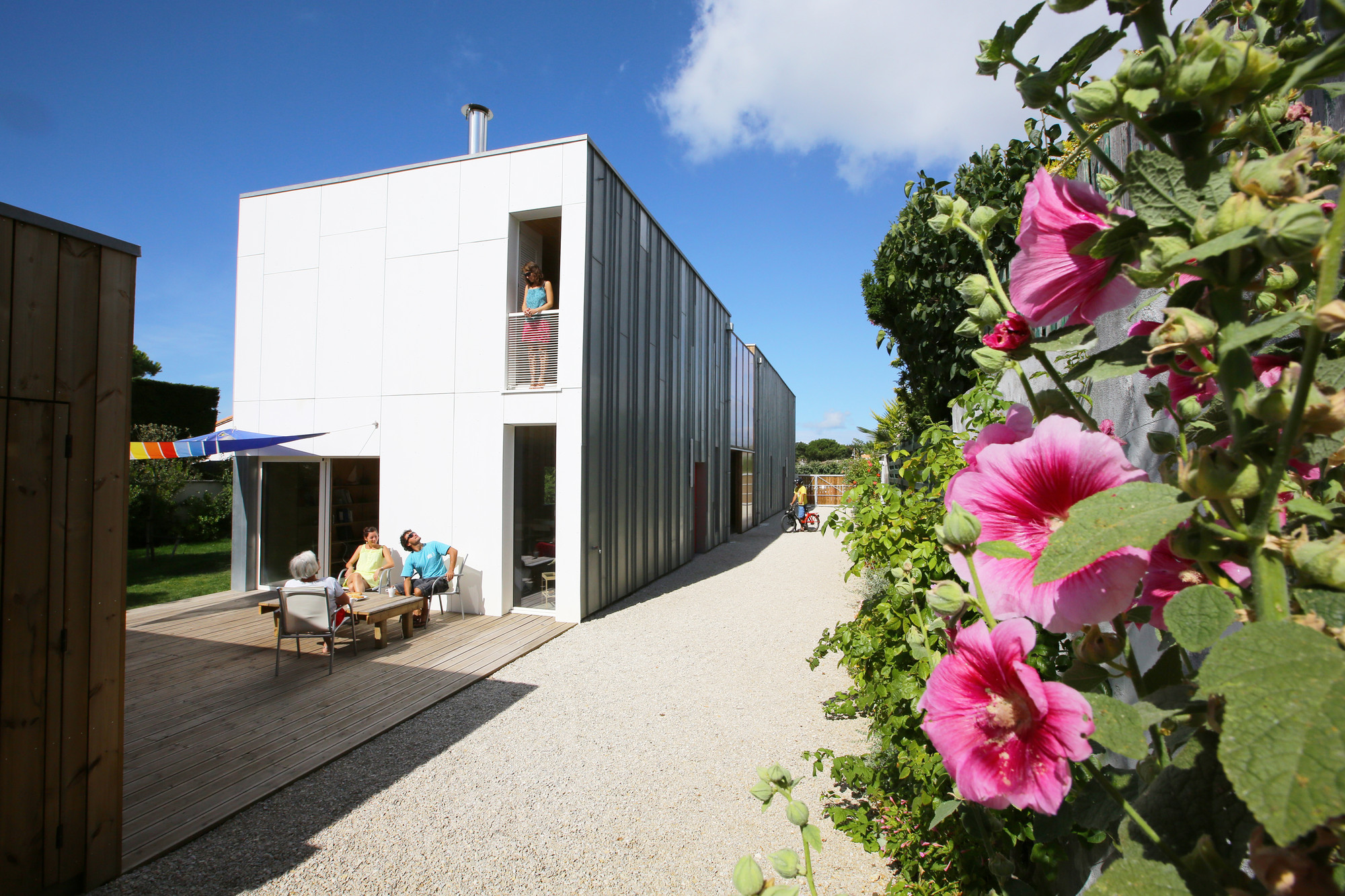 Gallery of 2 En 1 : Intergenerational House / TICA architecture - 9