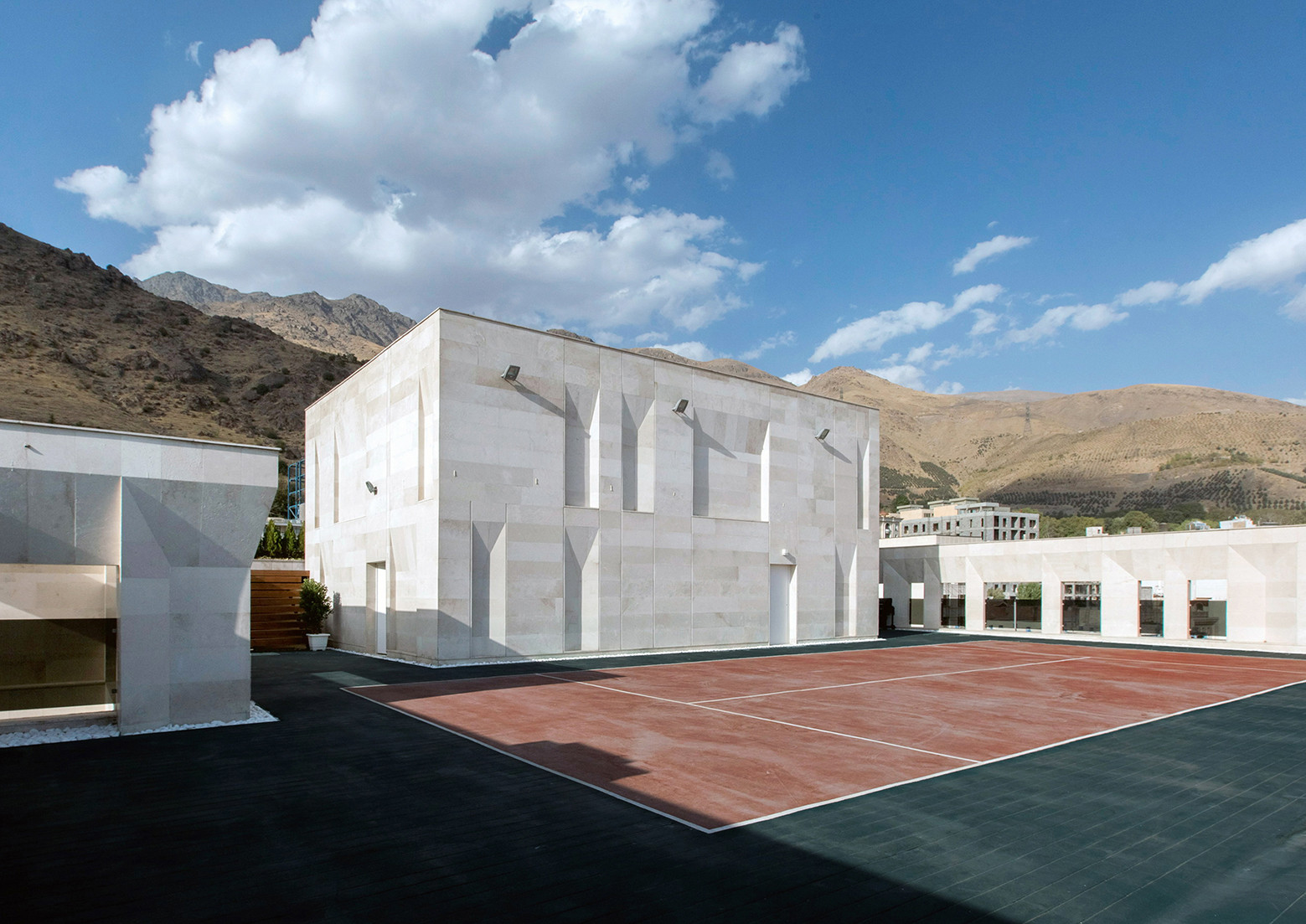 Gallery of Sipan Residential Building / RYRA Studio - 2