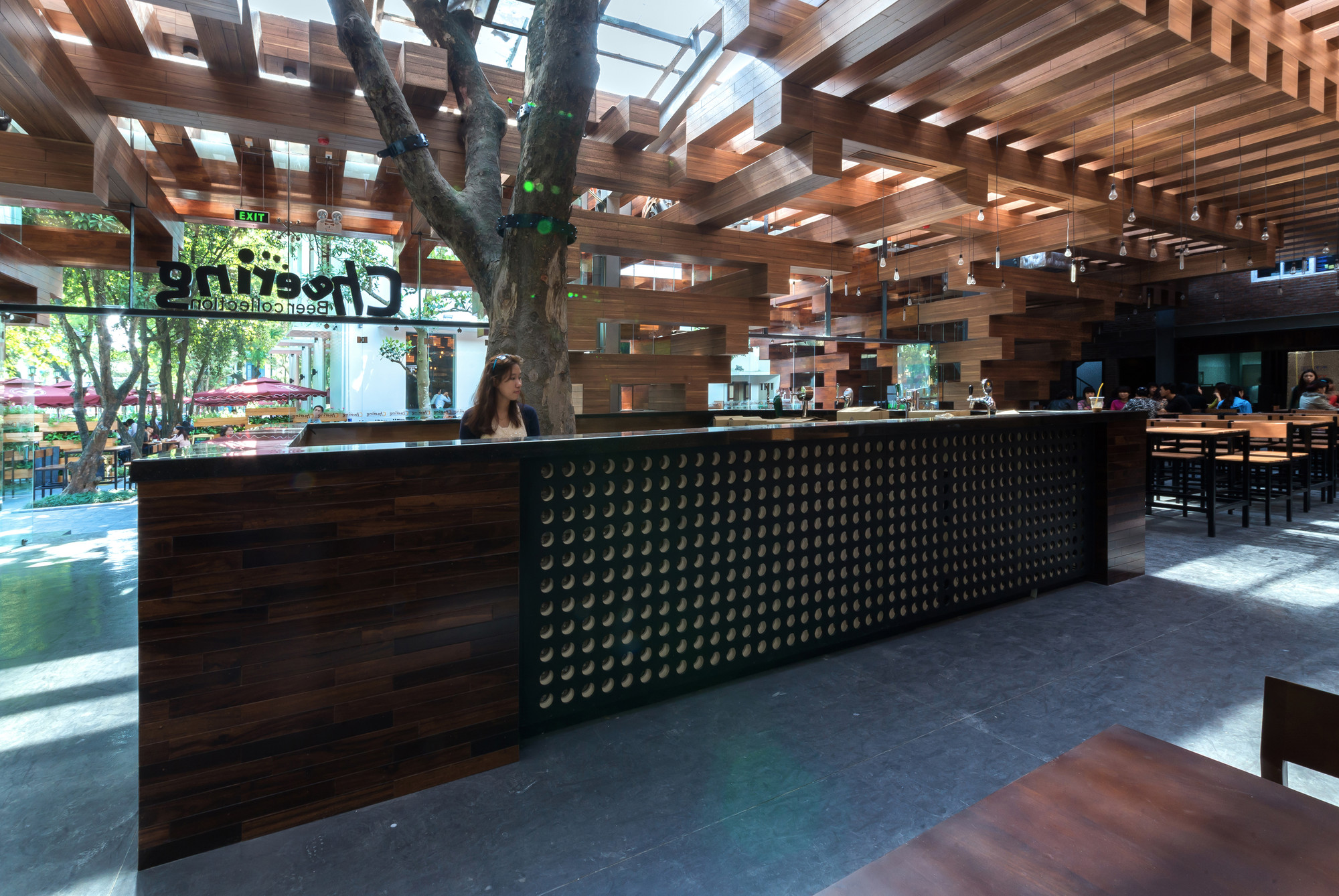 Gallery of Cheering Restaurant / H&P Architects - 13