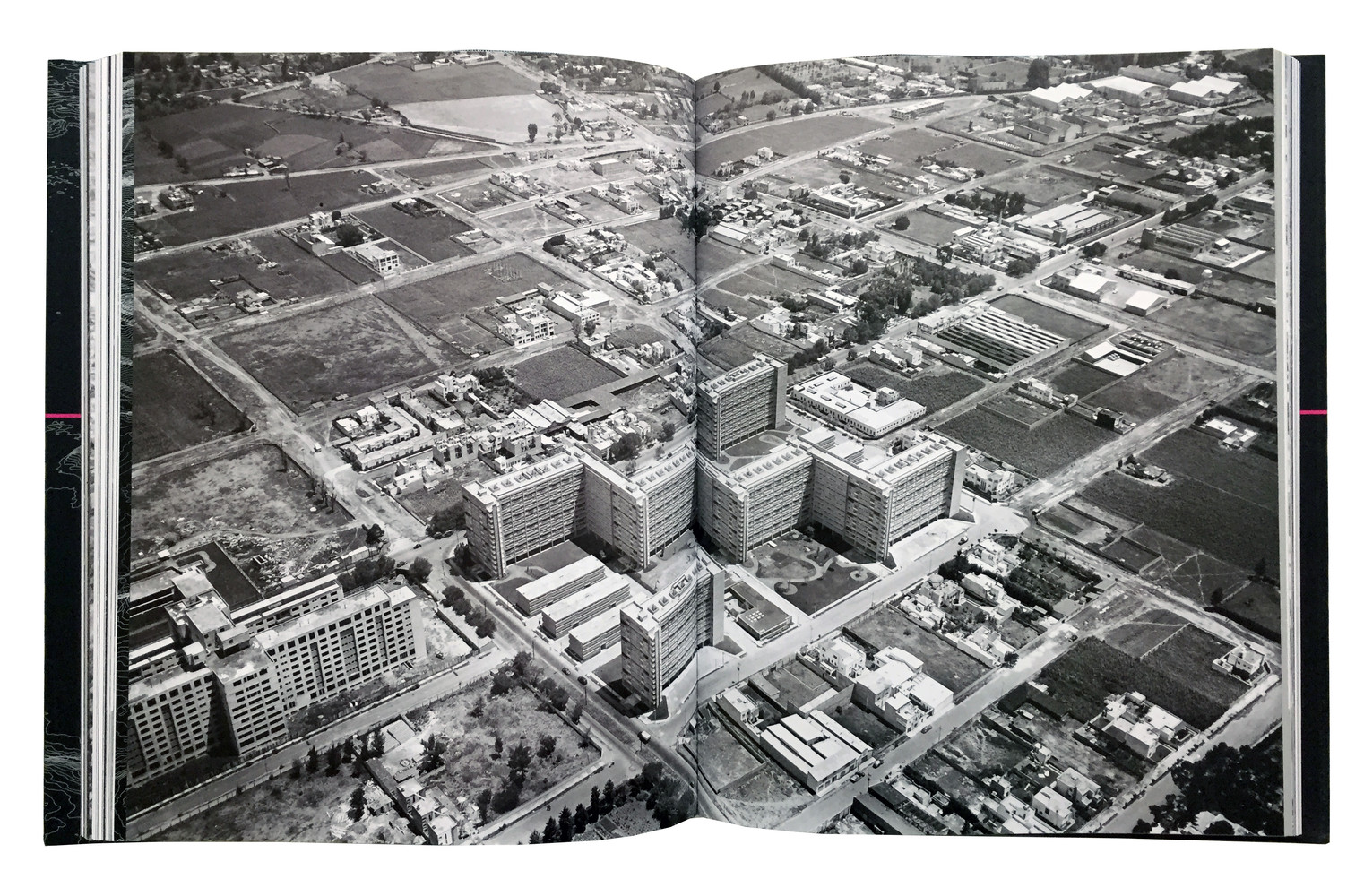 Gallery of Making Complex Systems Visible: “Between Geometry and ...