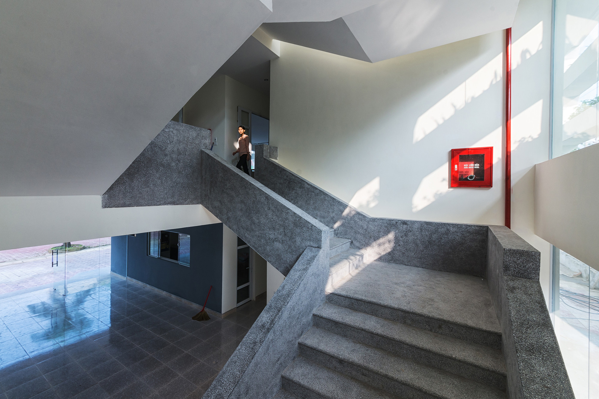 Gallery of SRDP-IWMC Office / H&P Architects - 16