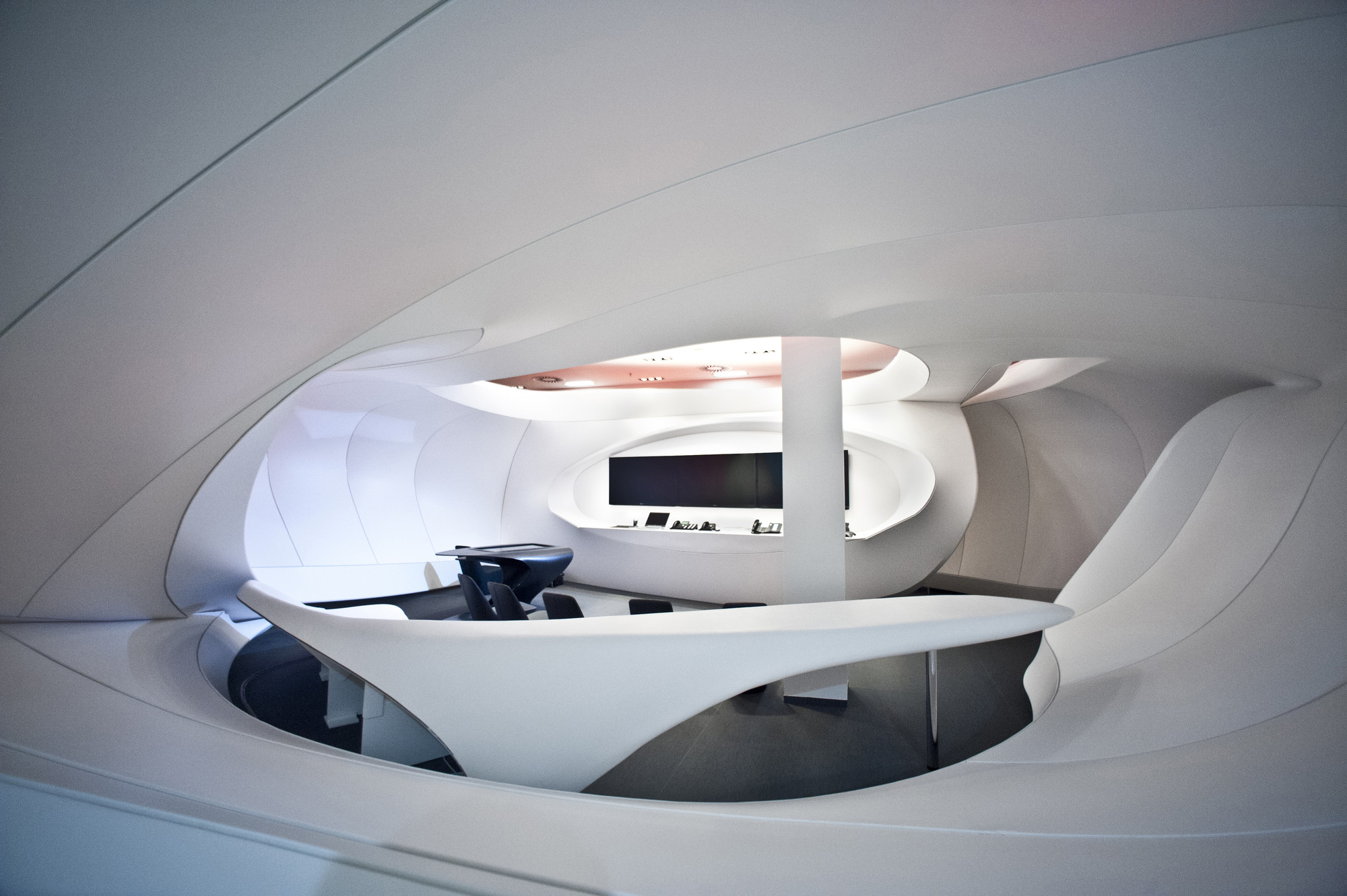 Gallery of Vodafone CEC / IO Studio - 10